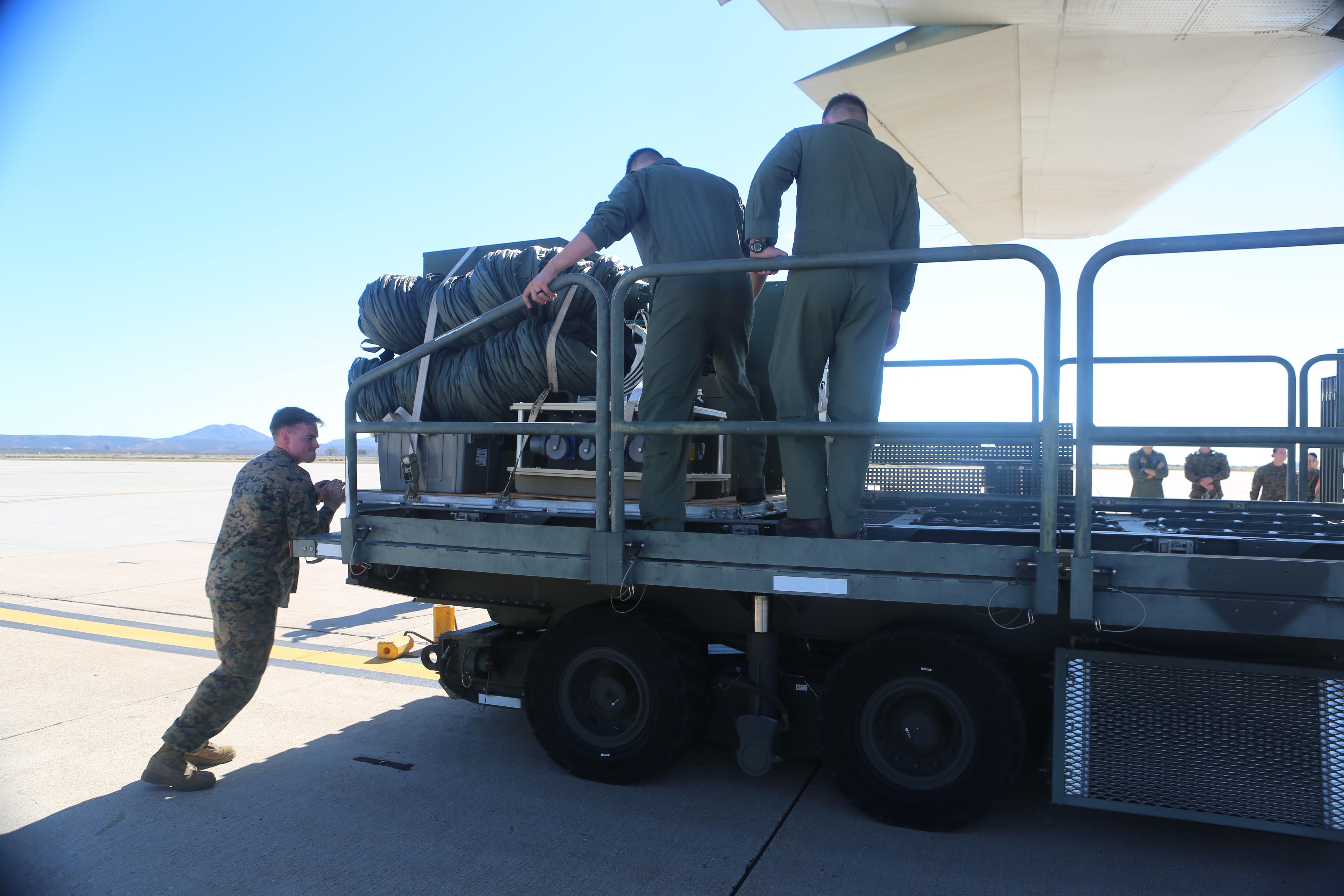 3rd MAW ComCam conducts first TIPS load exercise on C-130 > Marine ...