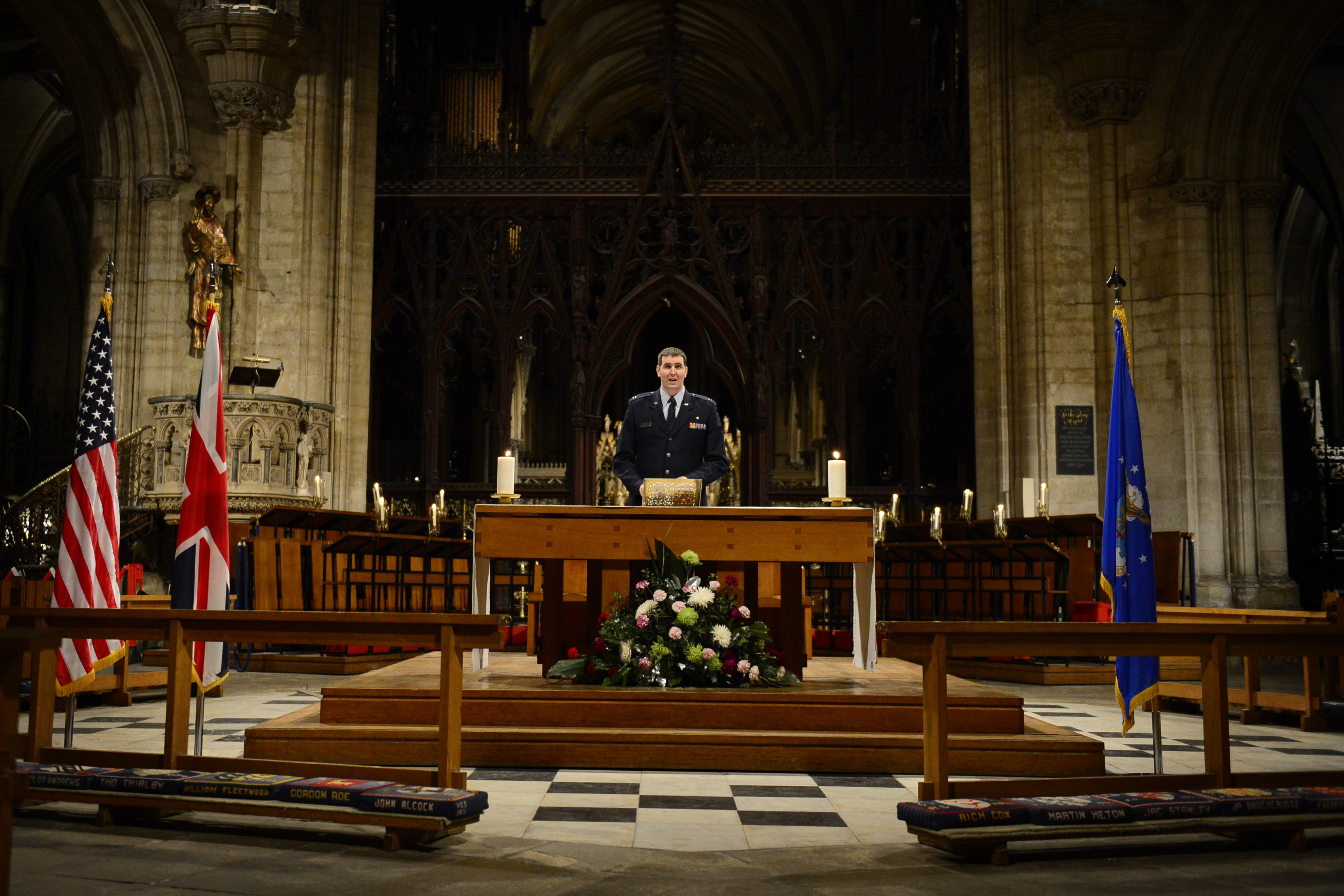 Airmen celebrate Thanksgiving Eve at Ely Cathedral