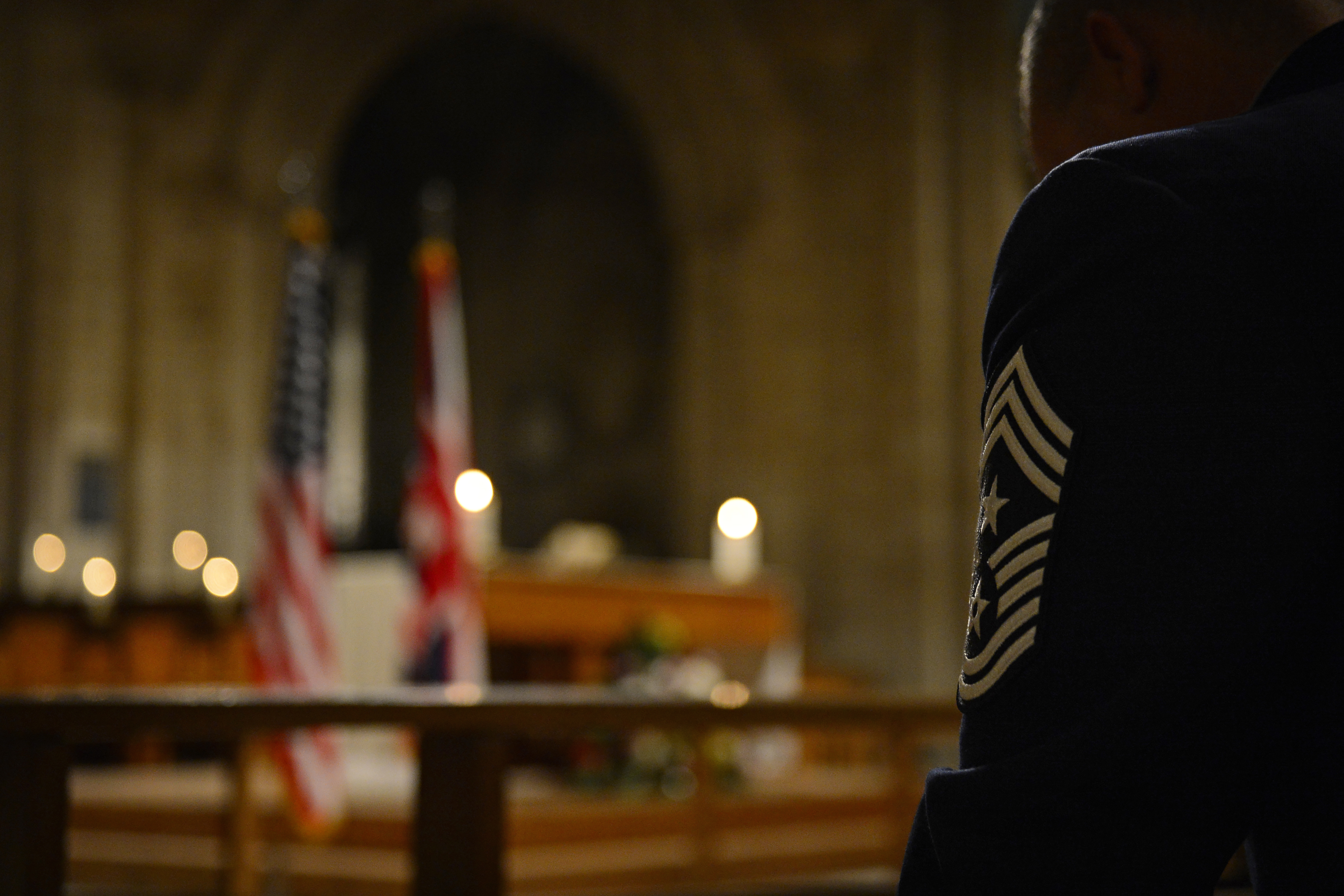 Airmen celebrate Thanksgiving Eve at Ely Cathedral