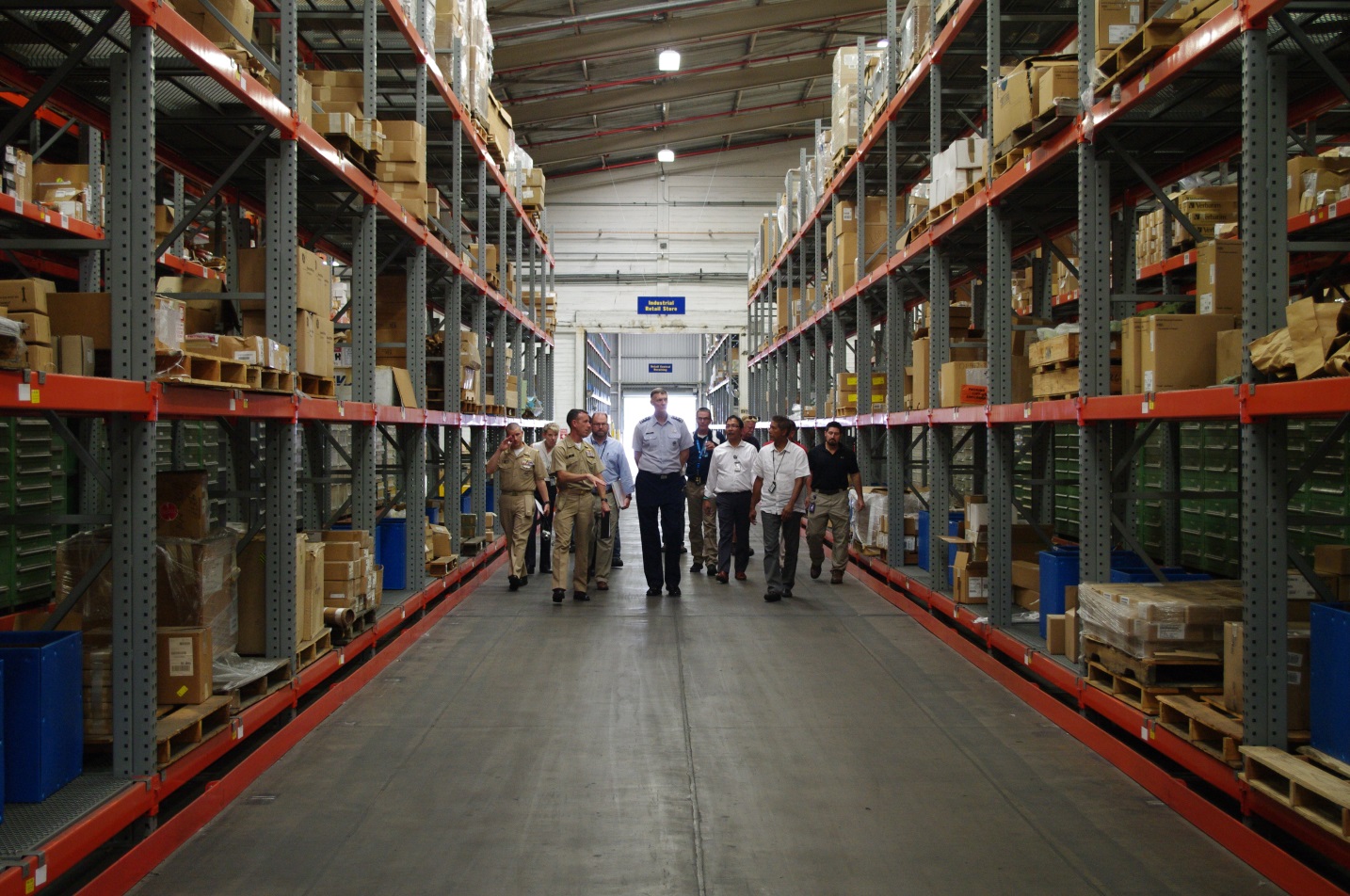 DLA Director visits DLA Distribution San Diego during west coast trip ...