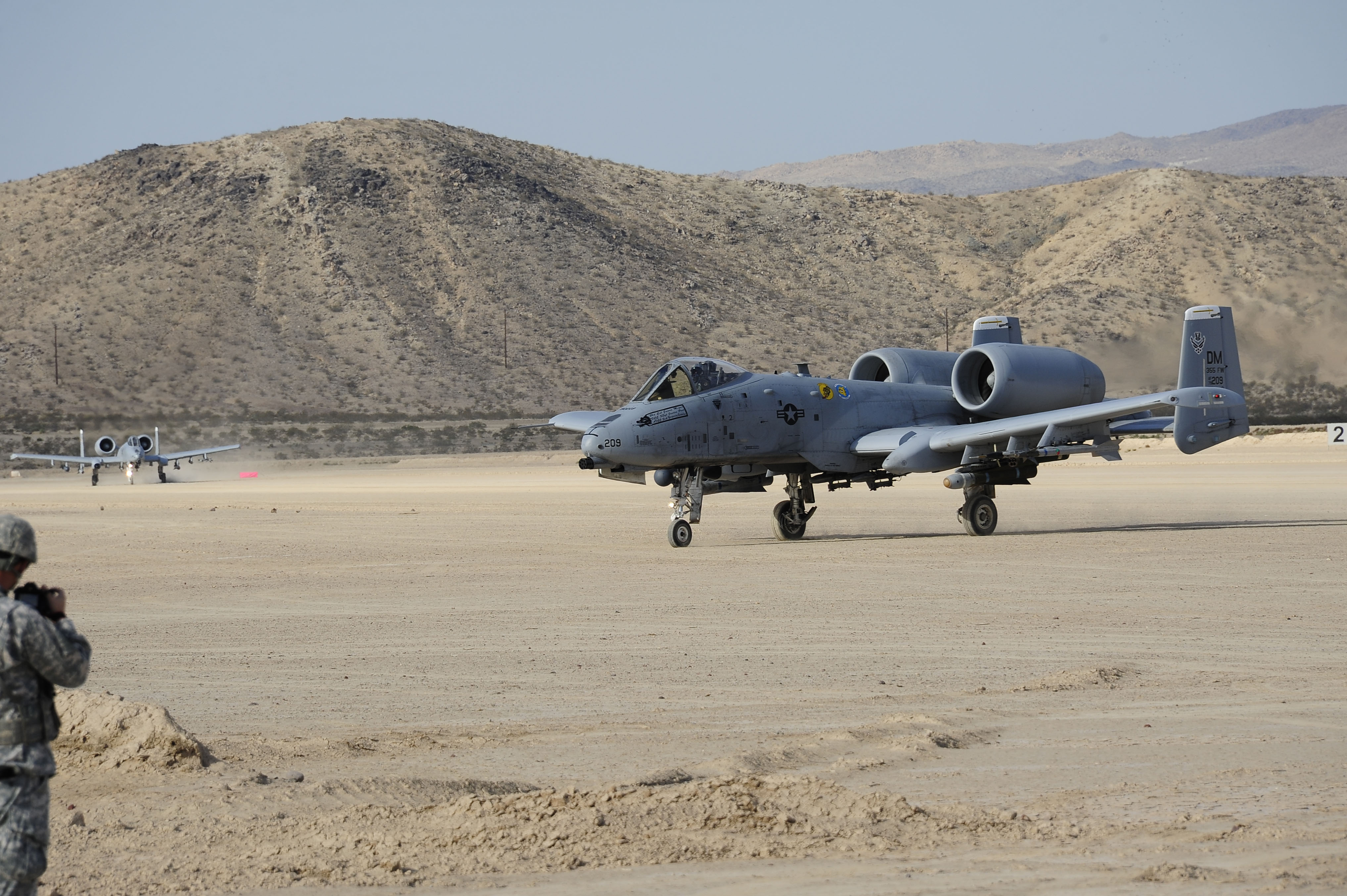 357th FS, 22nd STS team up for austere landings