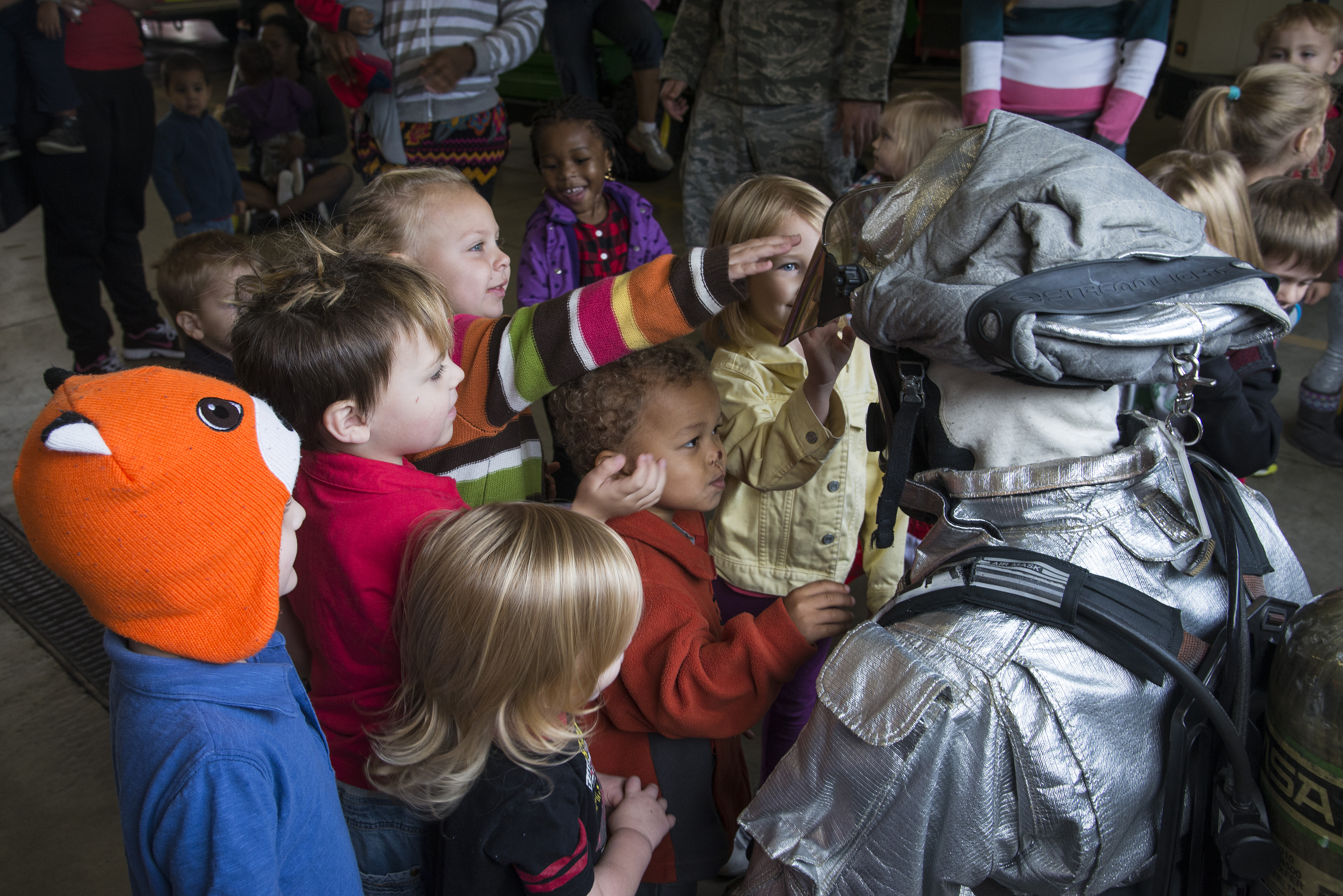 Fire department educates children during Fire Prevention Week > Scott ...
