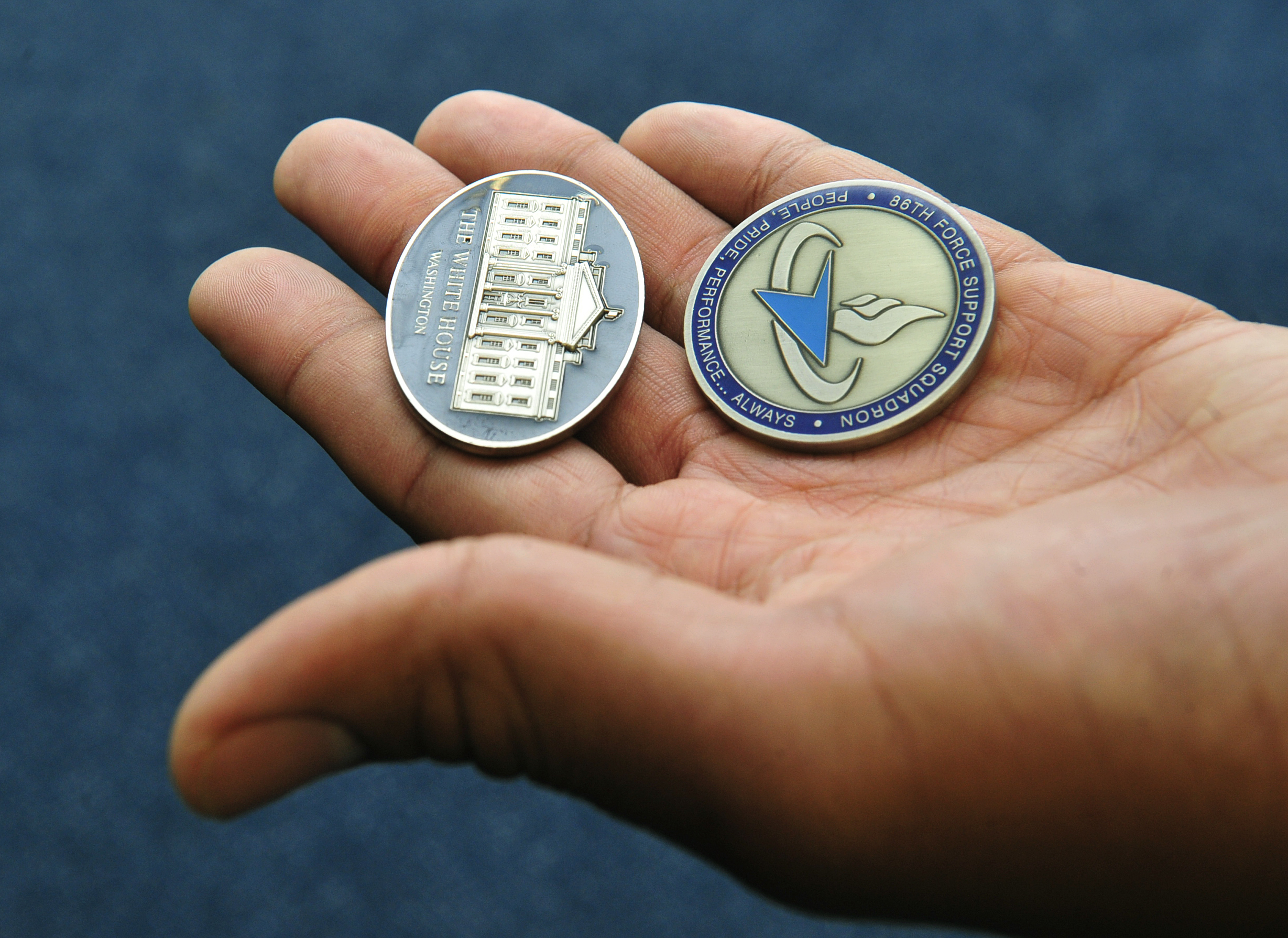 86th FSS caregiver receives Red Cross Lifesaver Award > Ramstein Air ...