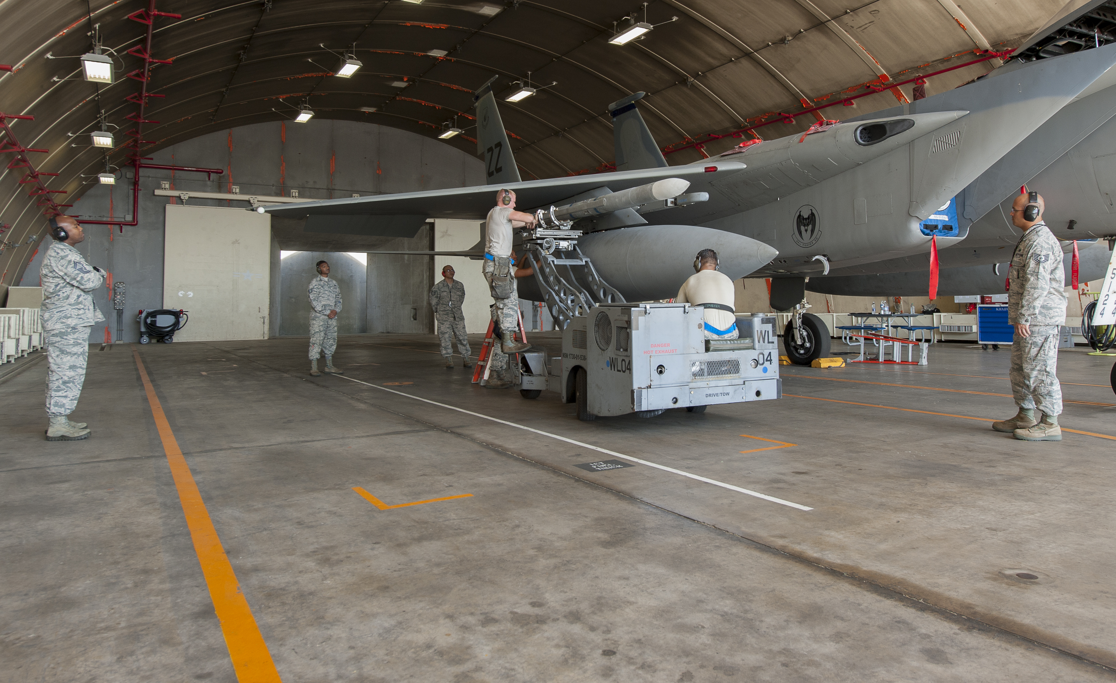 Kadena’s 44th, 67th FS weapons loading crews compete > Kadena Air Base ...