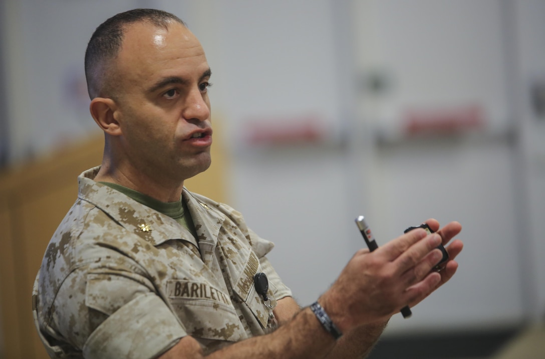 Senior leadership conducts warfighting PME during MEFEX 2015