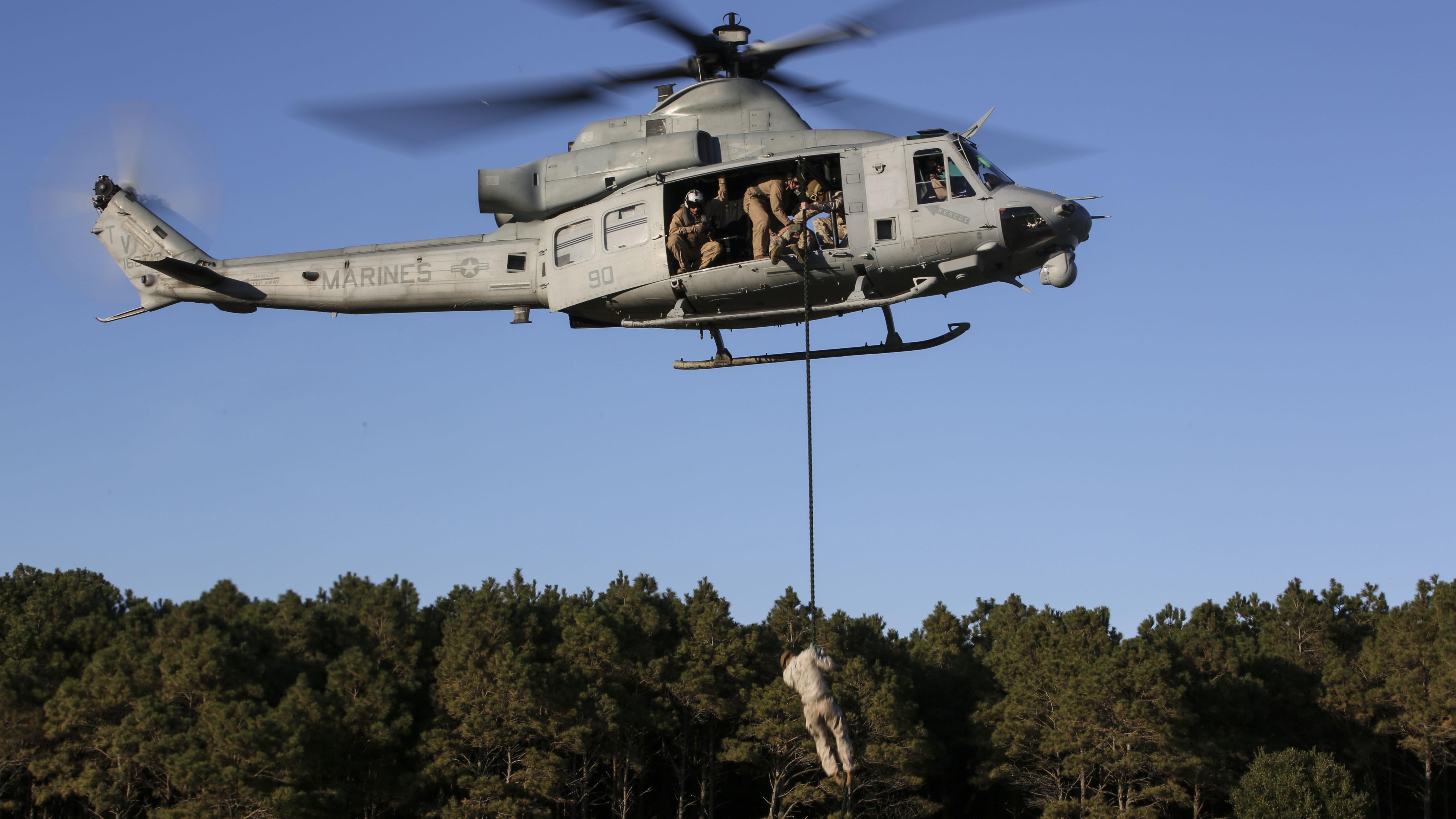 Making the descent: Marines hone fast-roping skills