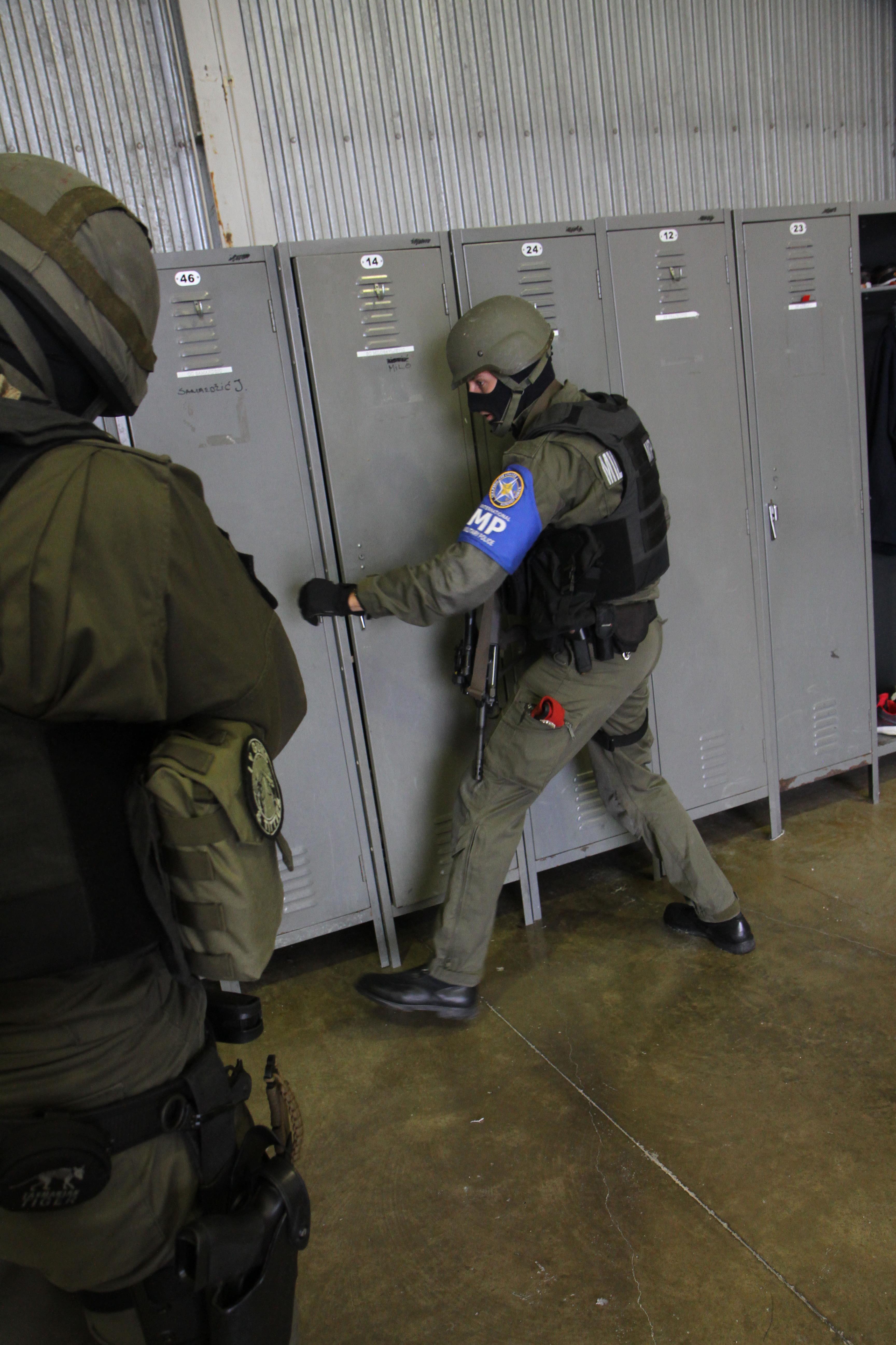 US Army, Austrian military police team up for military working dog training