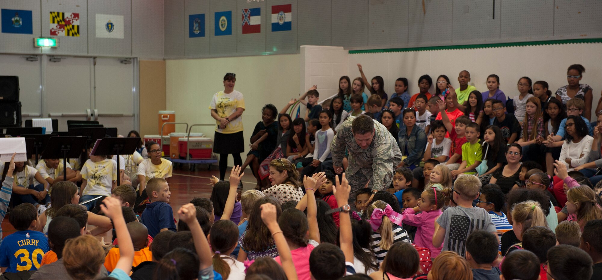 Amelia Earhart Intermediate School celebrates Red Ribbon Week > Kadena ...