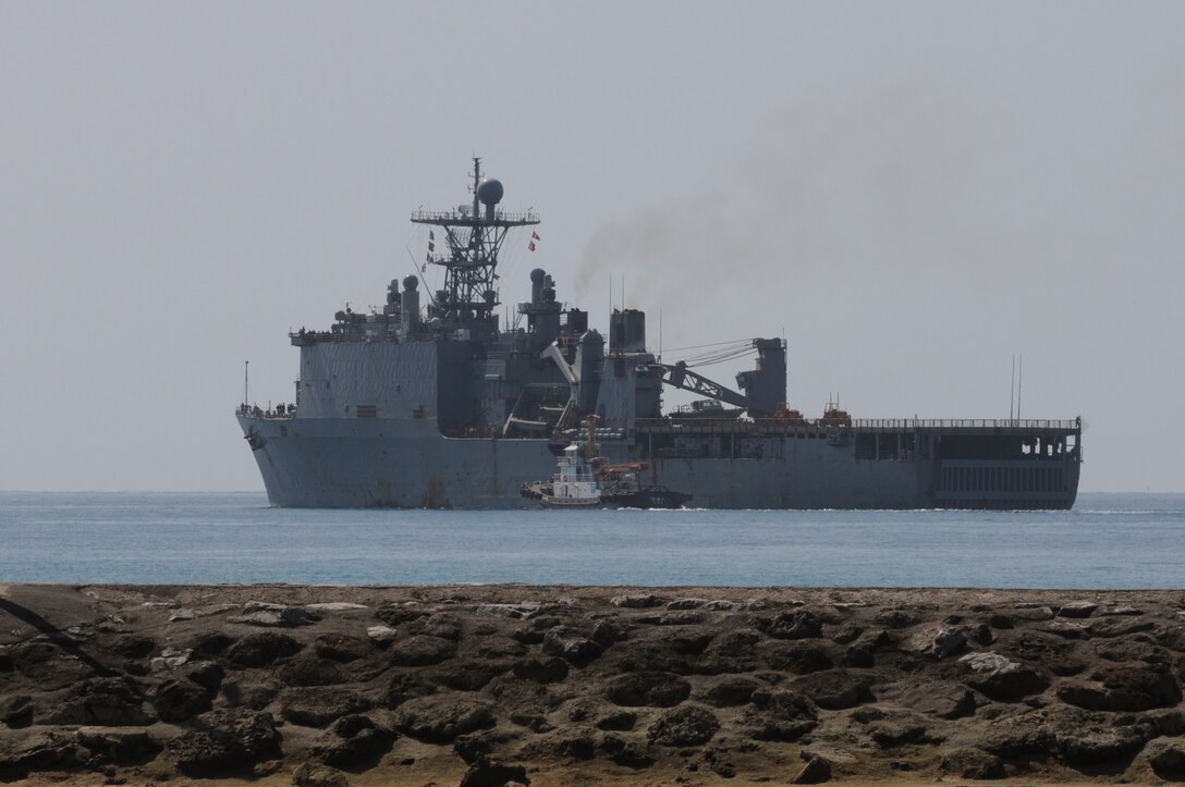 Amphibious dock landing ship USS Germantown