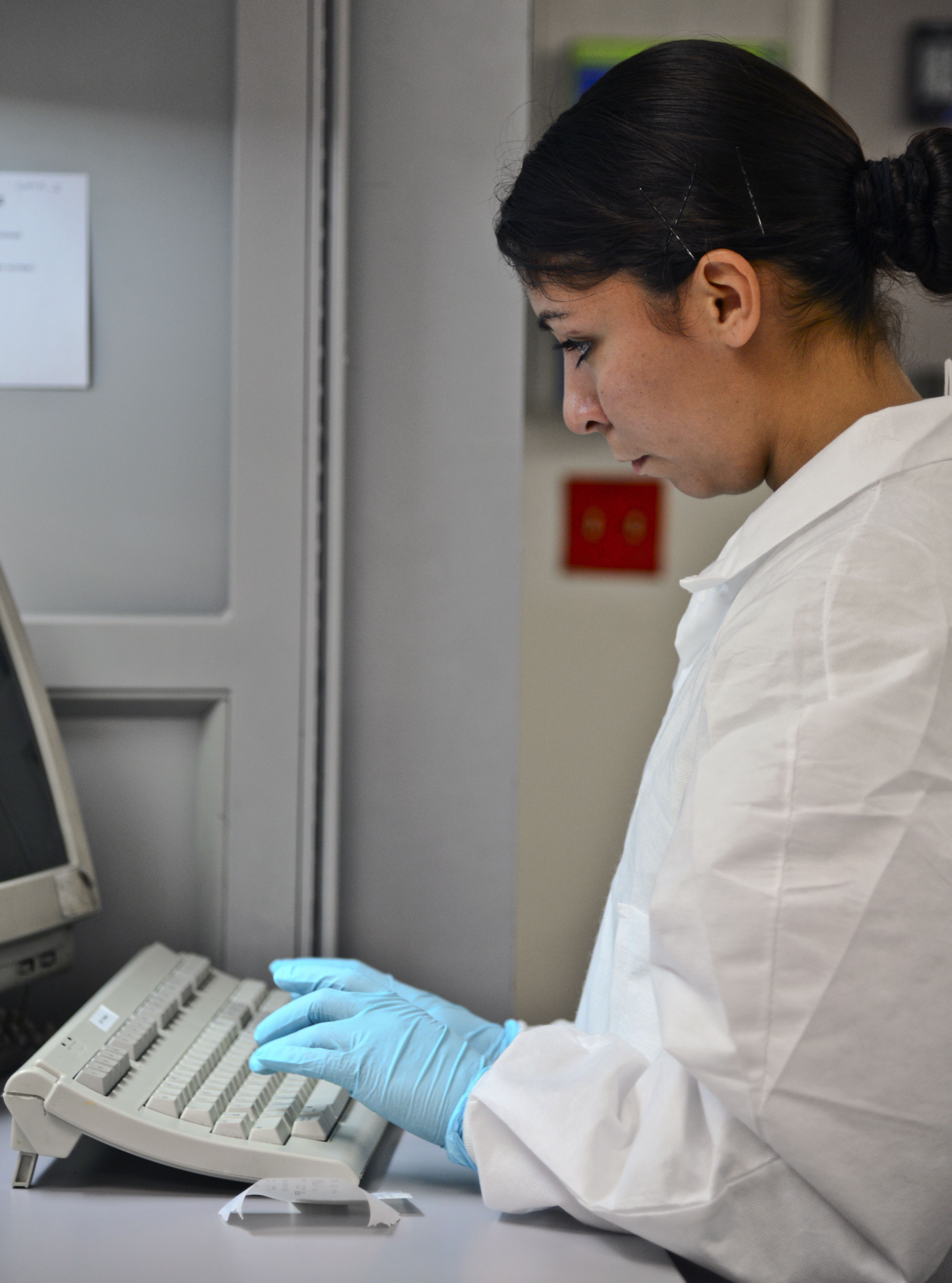 Air Force medical laboratories - a culture all their own > Osan Air ...