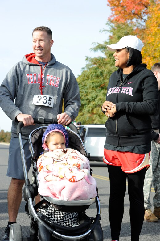 Services members ruck for Gold Star Mothers families > Joint Base ...