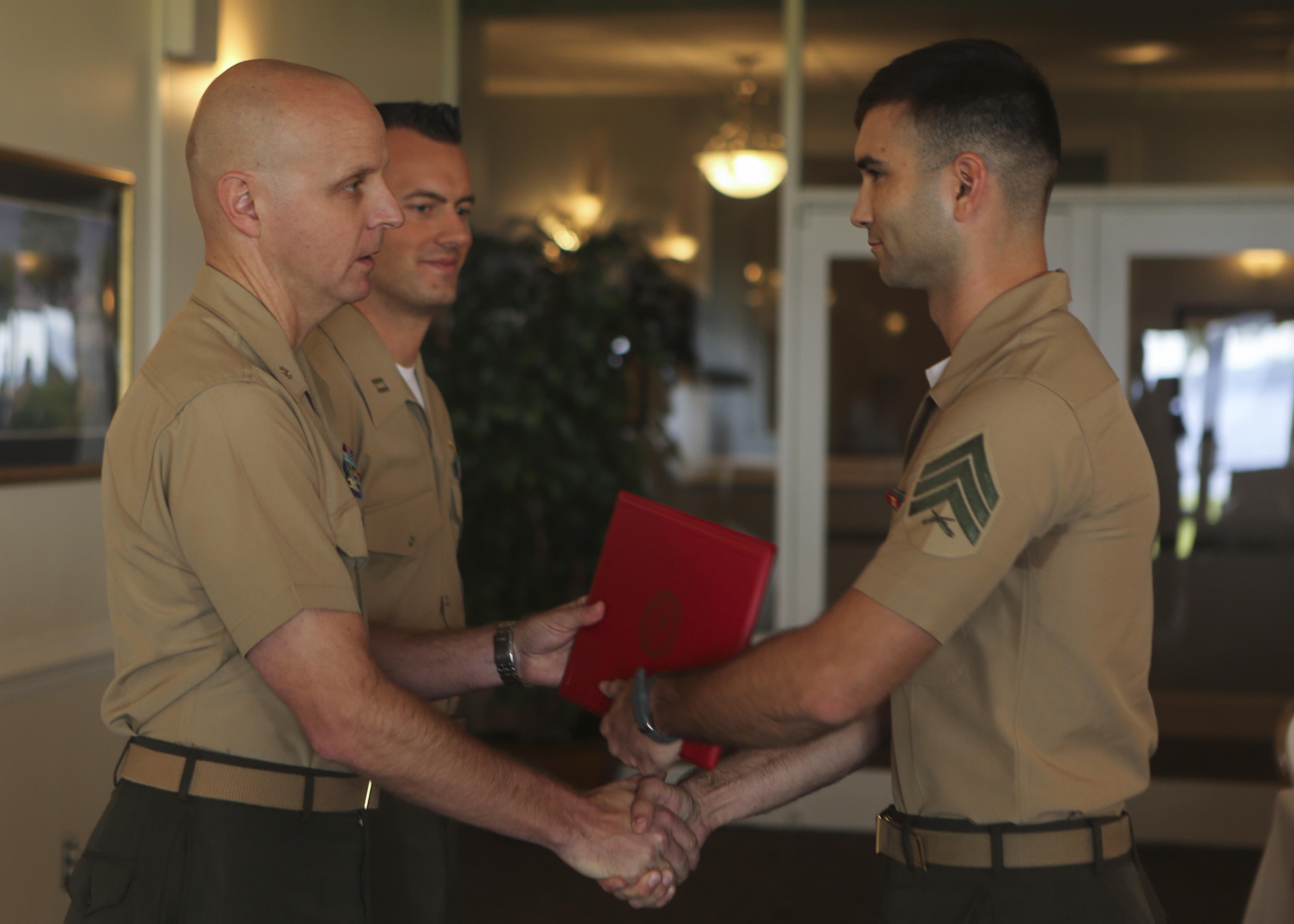 Marines graduate from Squadron Intelligence Training and Certification Course > Marine Corps ...