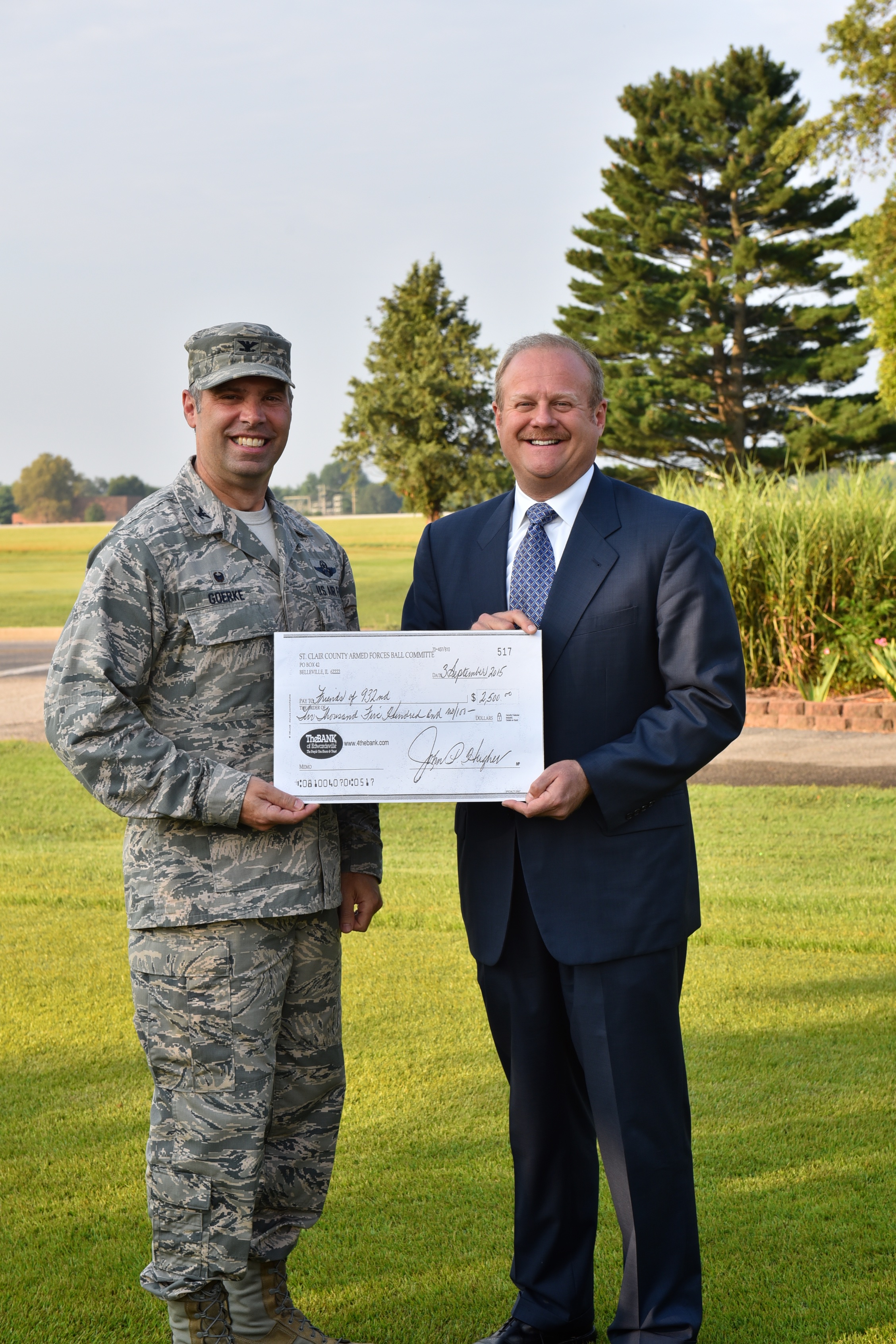 Committee shows continued support for Scott AFB families > 932nd ...