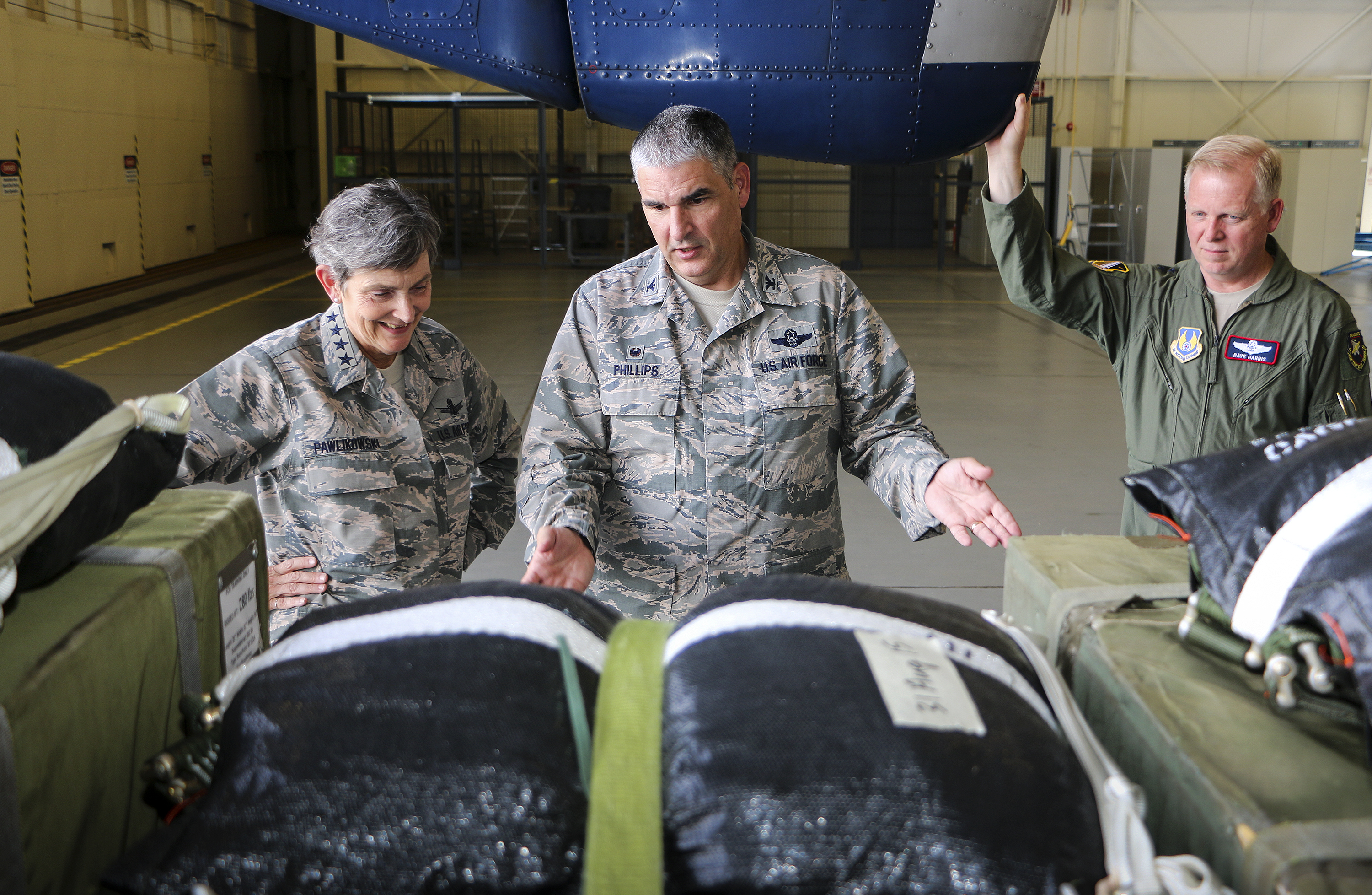 AFMC commander visits Duke Field > 919th Special Operations Wing ...