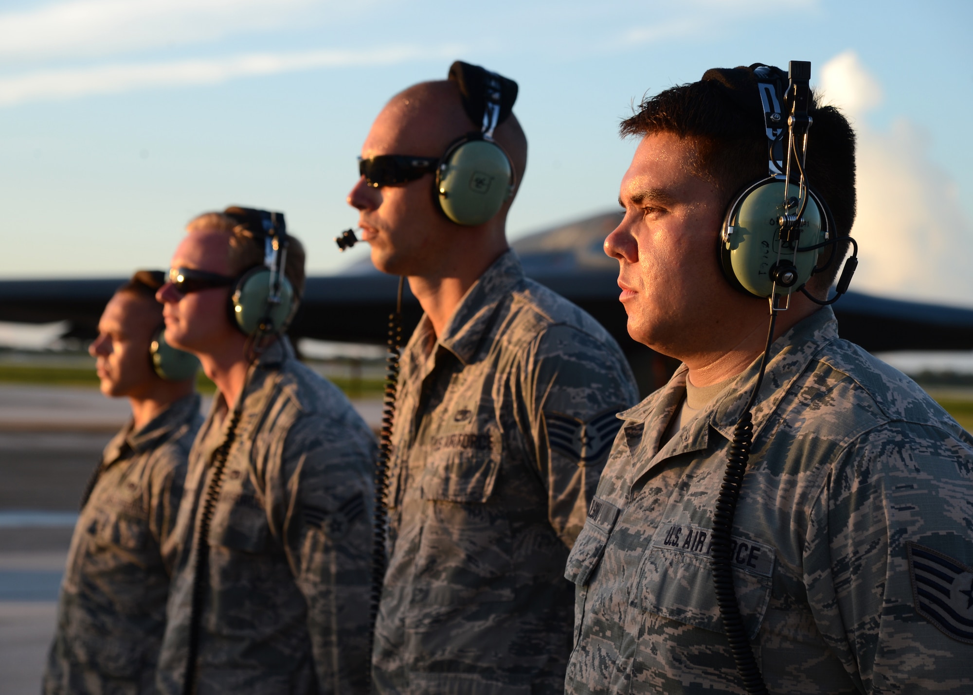 B-2 deployment to Guam: Teamwork, Sorties, Success > Pacific Air Forces ...