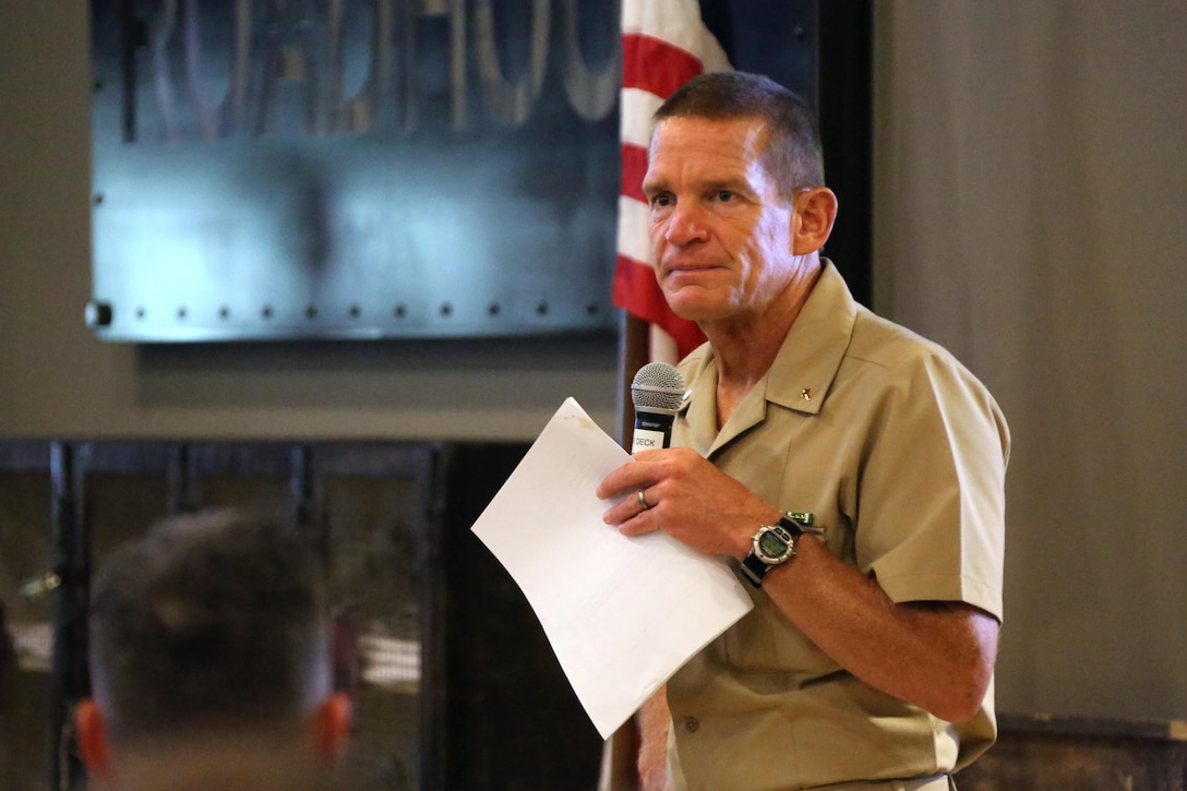 Marines remember how dust, dirt, debris blanketed New York streets 14 ...