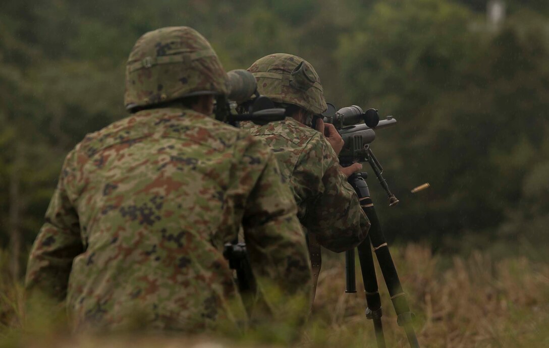 The silent over watch: JGSDF, Marines fire snipers at Forest Light 16-1