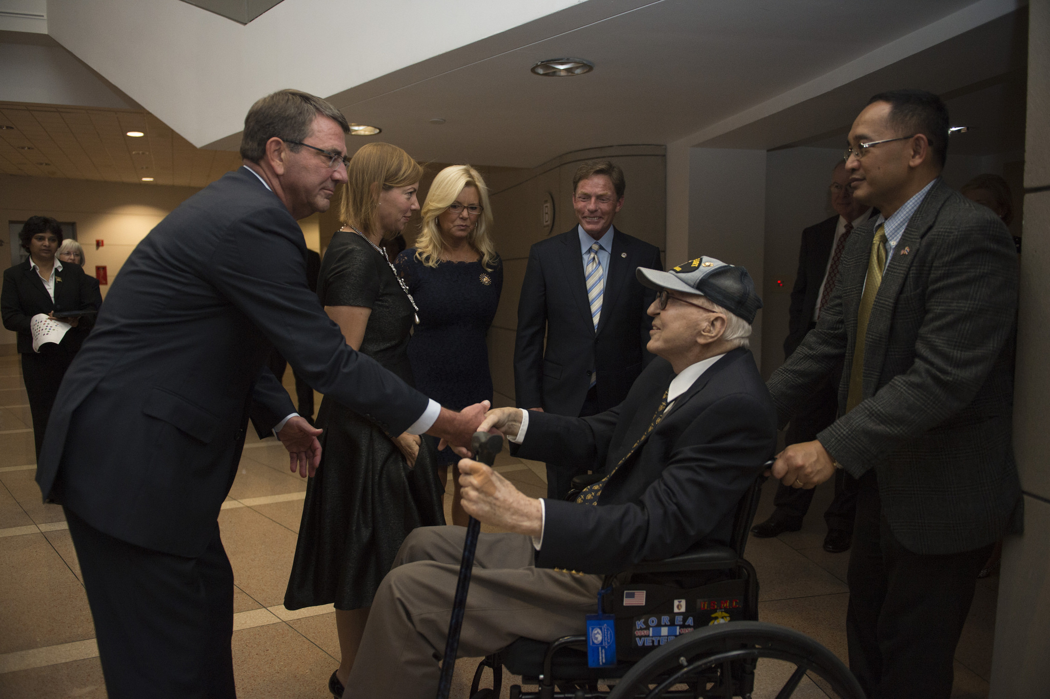 Carter Meets Veteran | U.S. Department of War