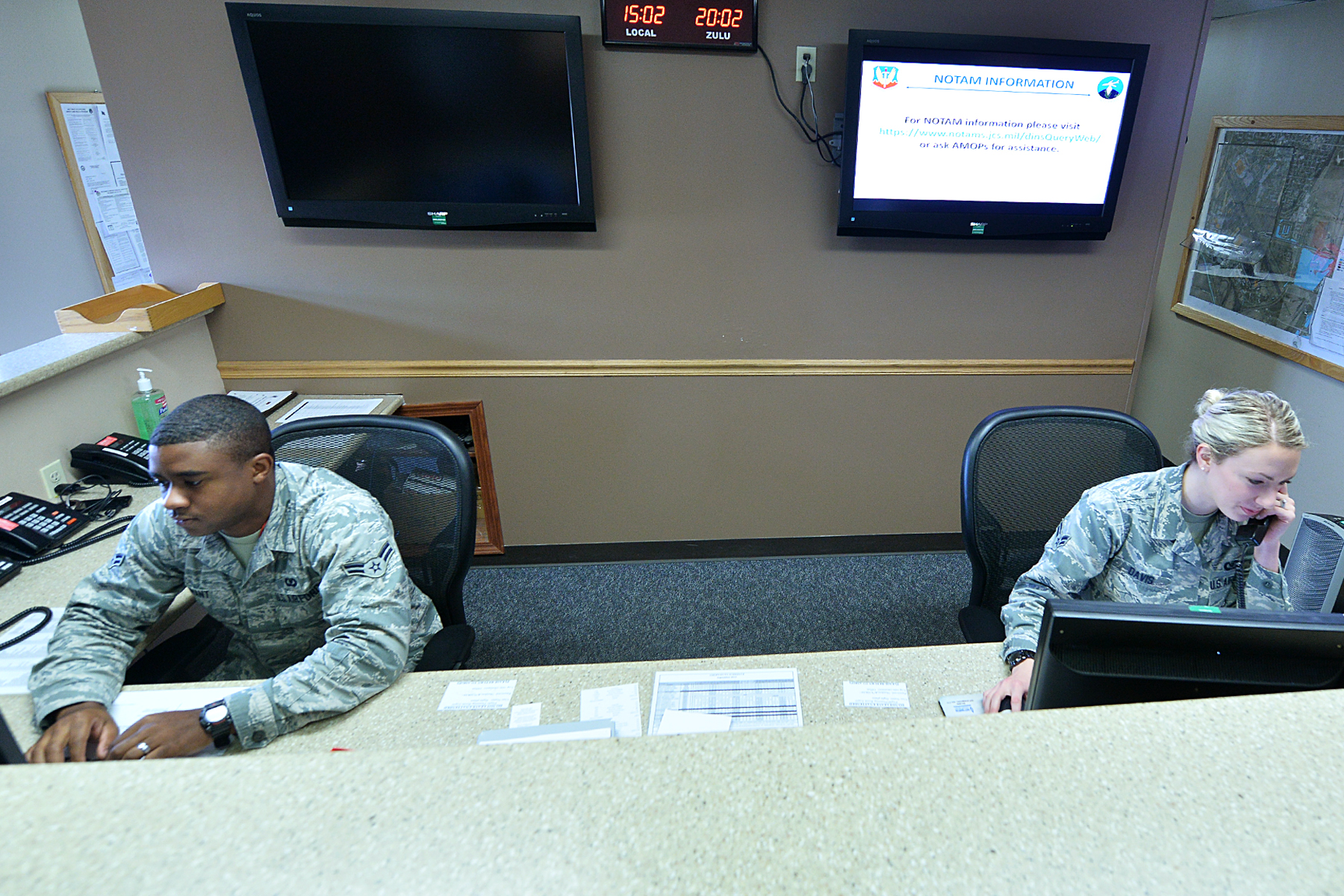 Airman discovers overturned vehicle, passenger outside runway > Offutt ...