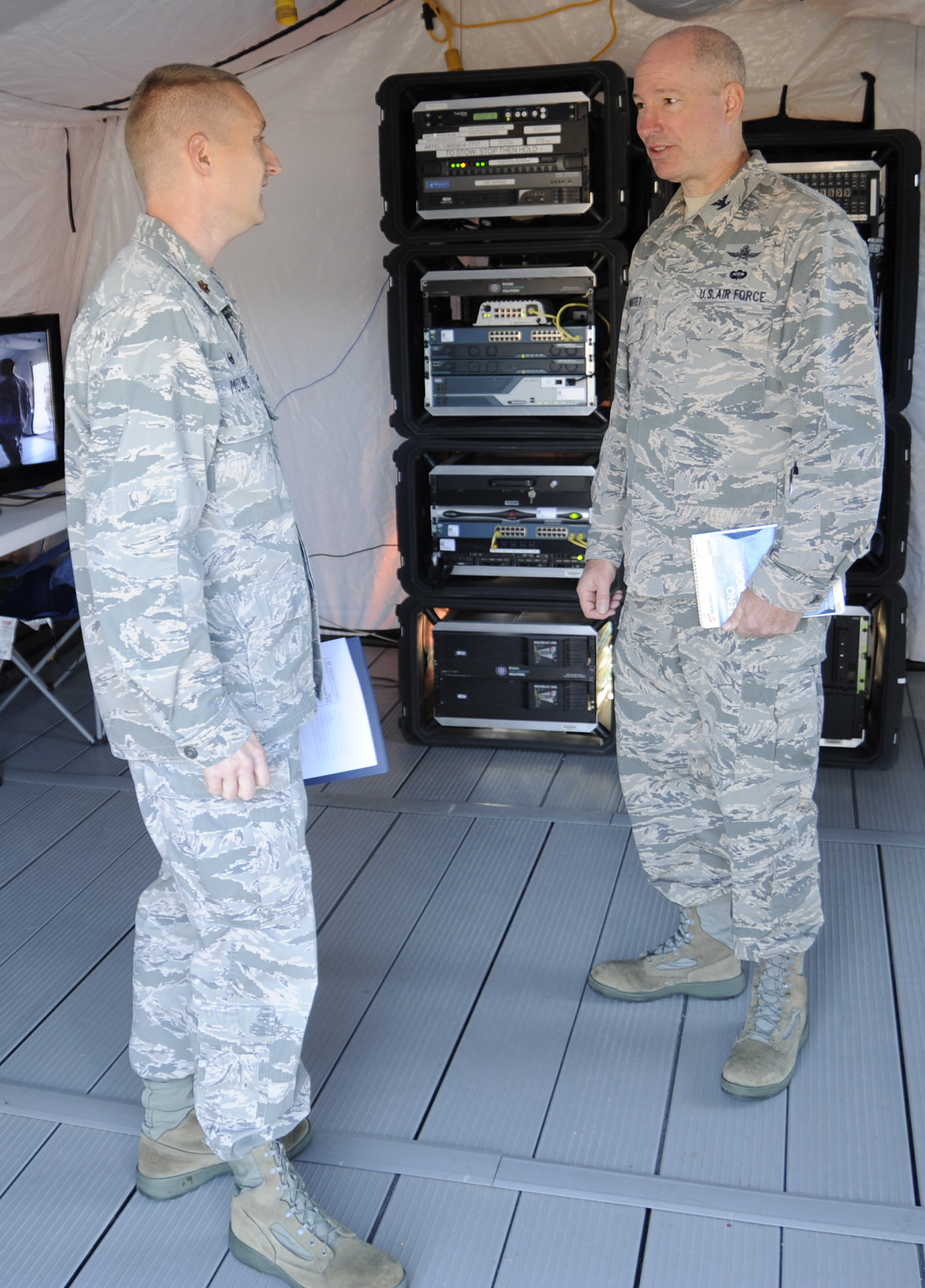 302nd Communications Flight shares unique capability with HQ AFRC leader