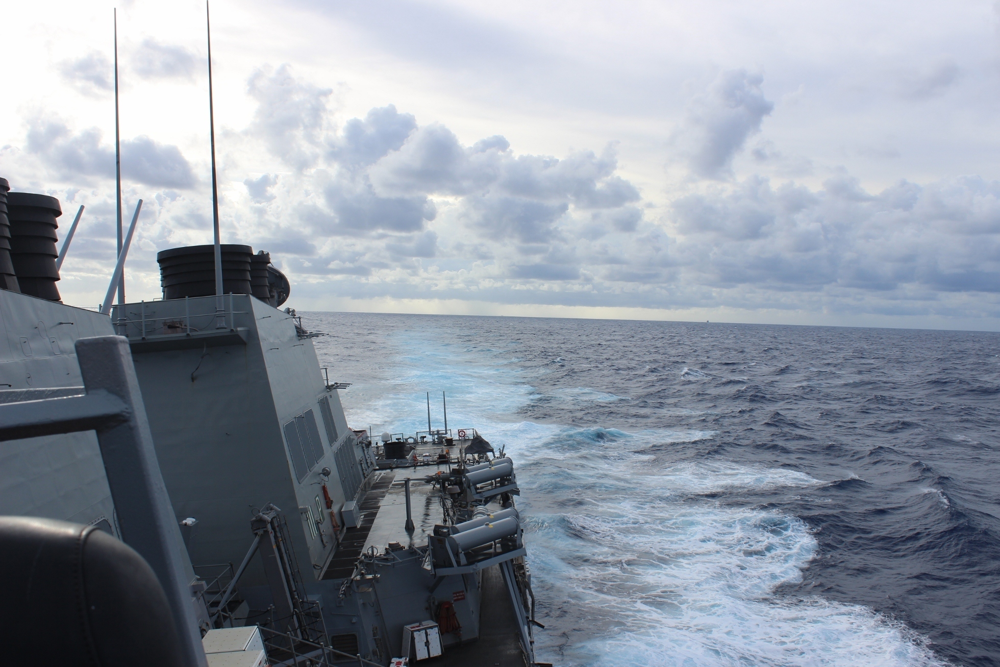 USS Porter Hosts Albanian Dignitaries > United States Navy > display ...