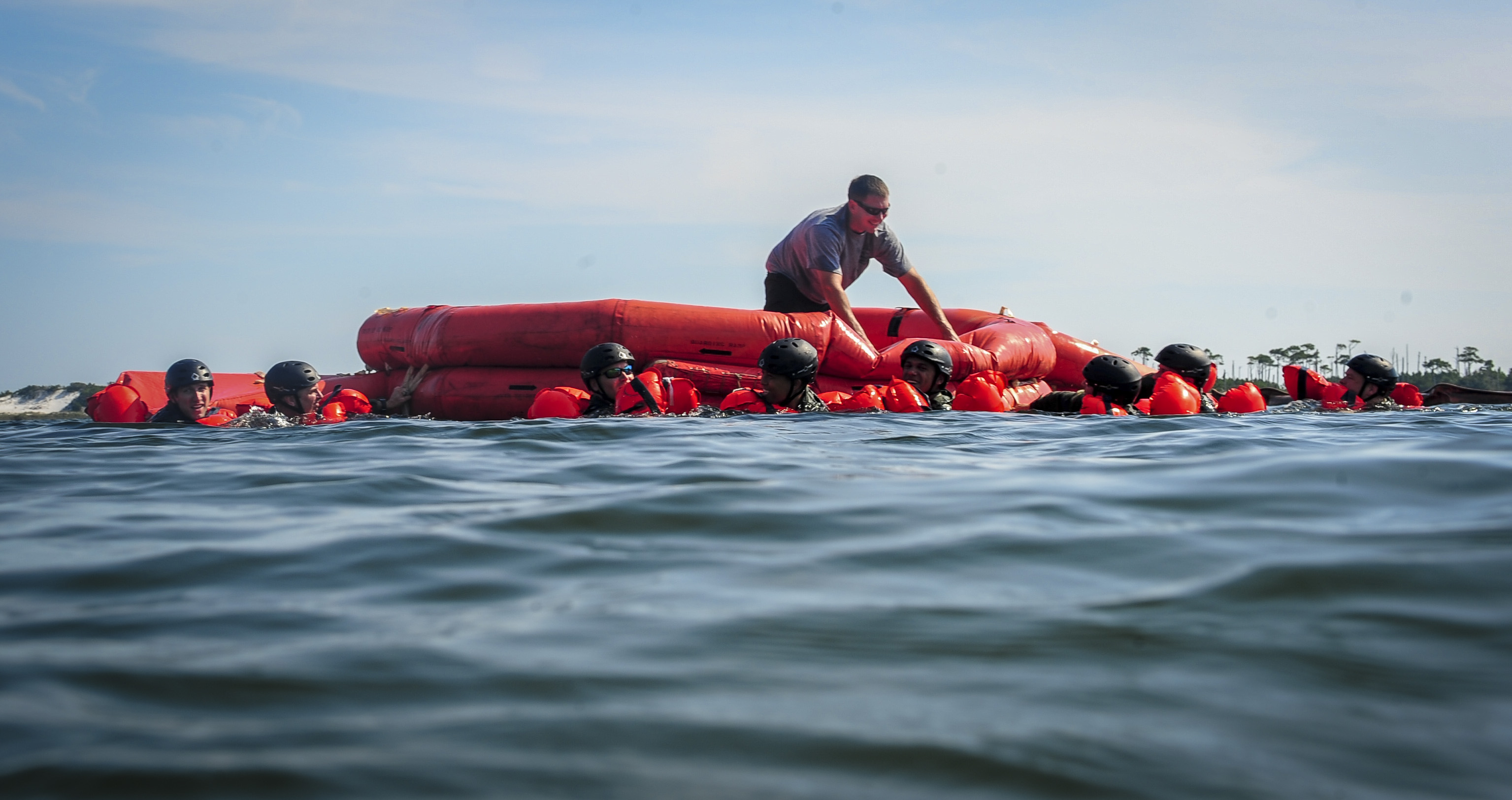 SERE: Water, combat survival training > Hurlburt Field > Article Display