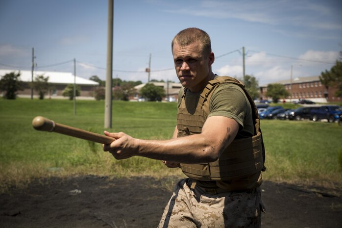 Going Green: 2nd Dental Bn. Integrates USMC Training