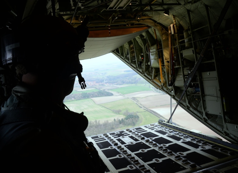 MC-130J displays versatile capabilities > Air Force Special Operations ...