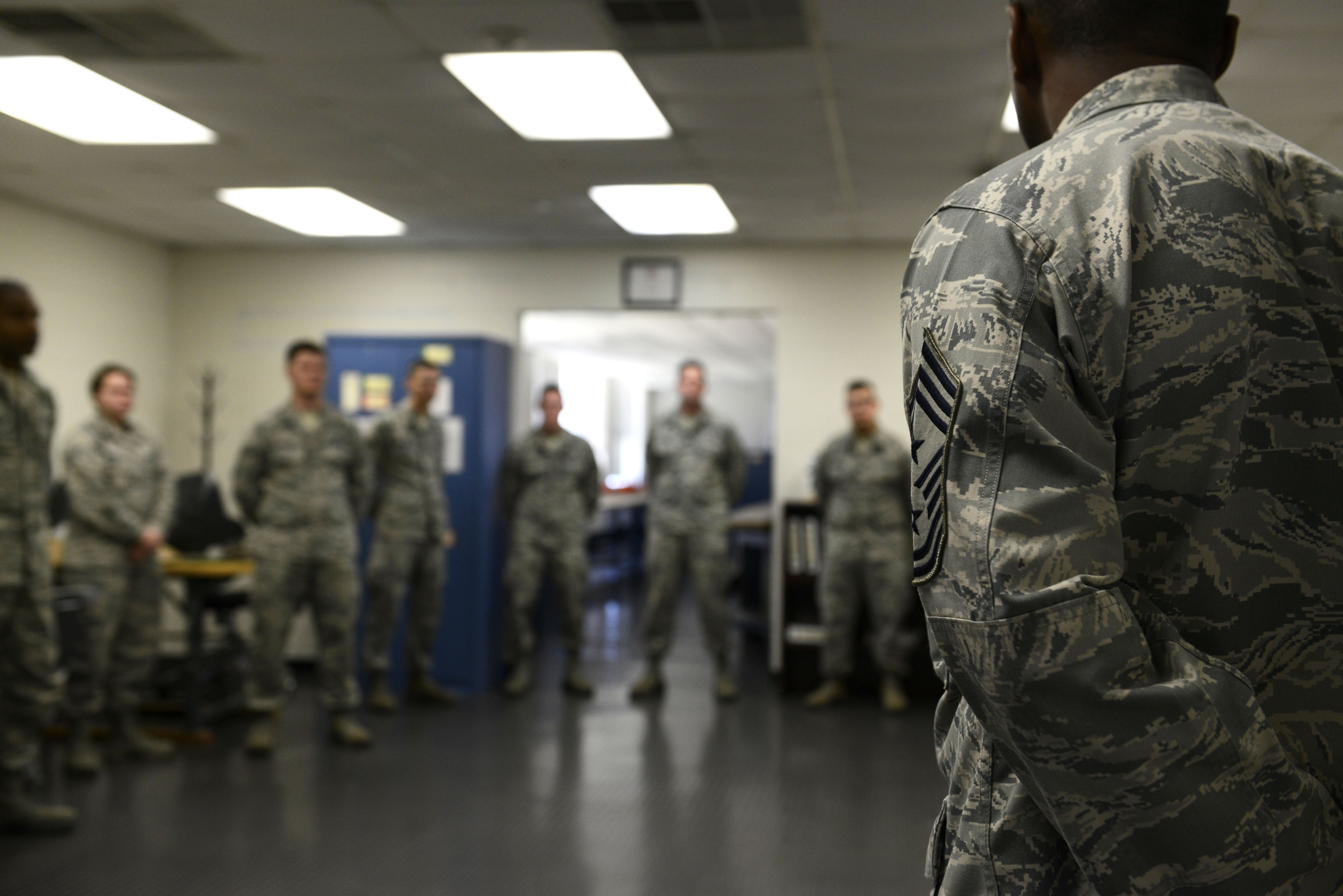 20th FW command chief visits the OG