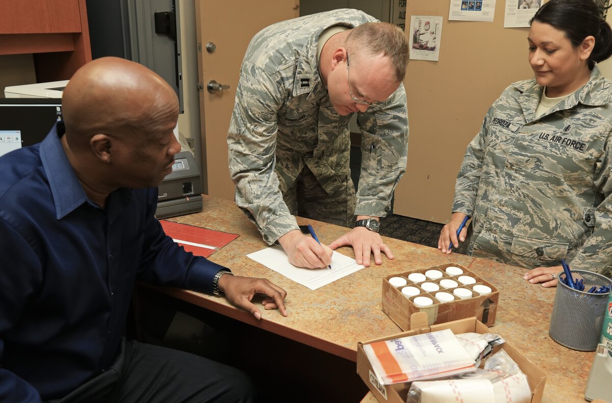 Drug Demand Reduction program helps deter drug use > Kirtland Air Force ...