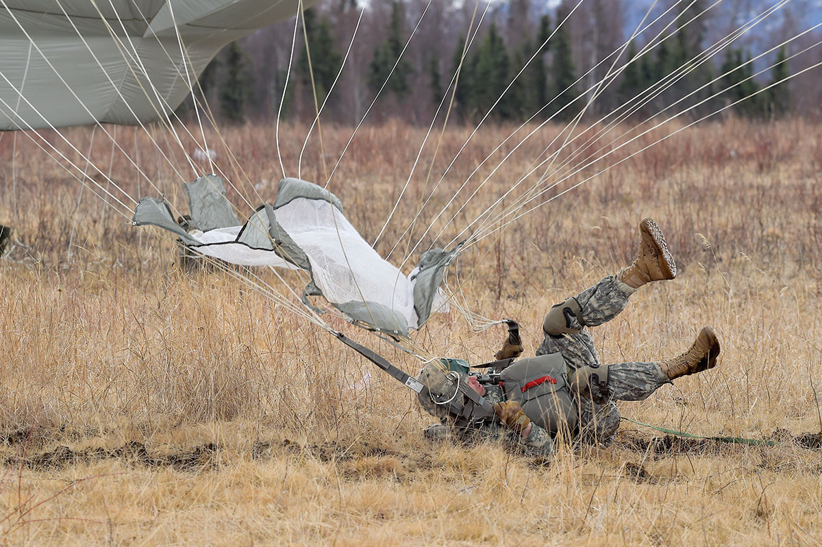 Spartan Brigade conducts forced-entry exercise > Joint Base Elmendorf ...