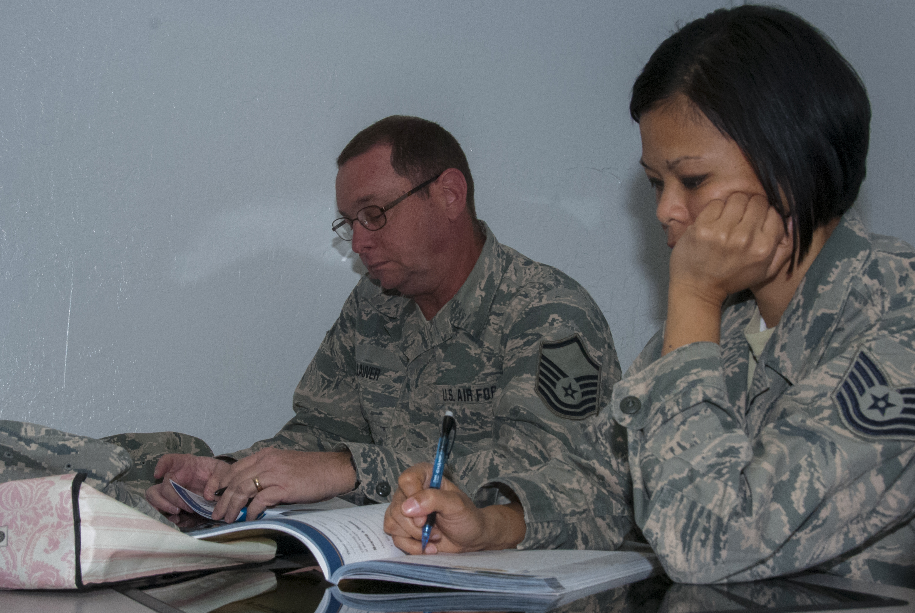 162nd Wing Airmen seek financial peace > 162nd Wing > News