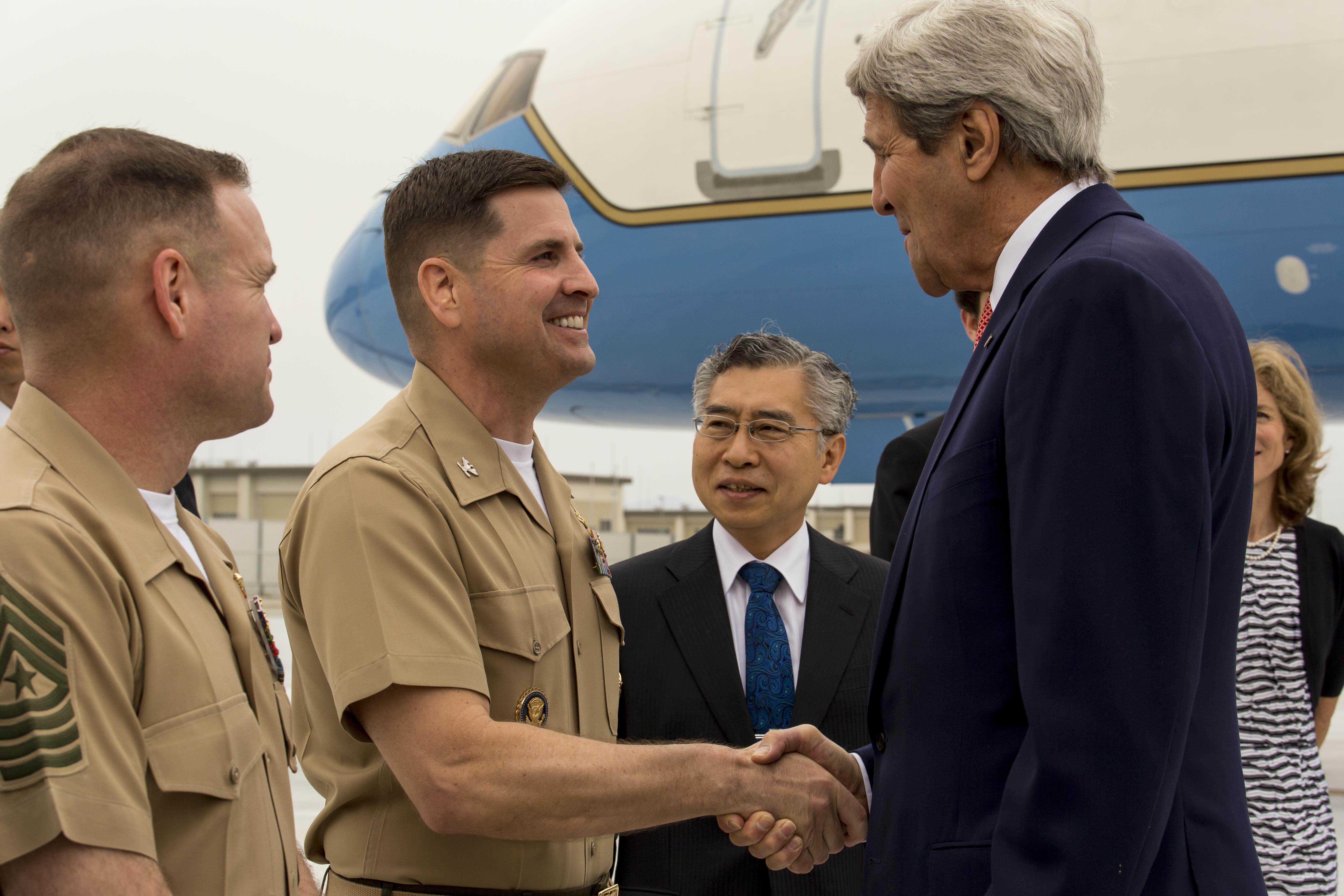 Secretary of state visits MCAS Iwakuni