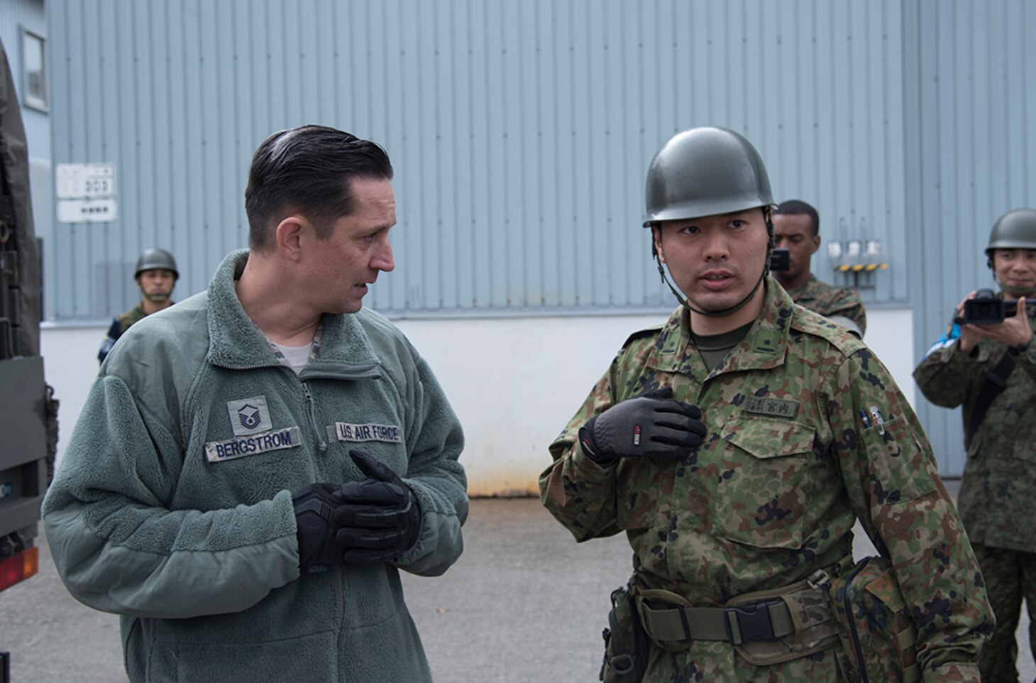 Yokota Aids Government of Japan with Earthquake Relief > U.S. Indo ...