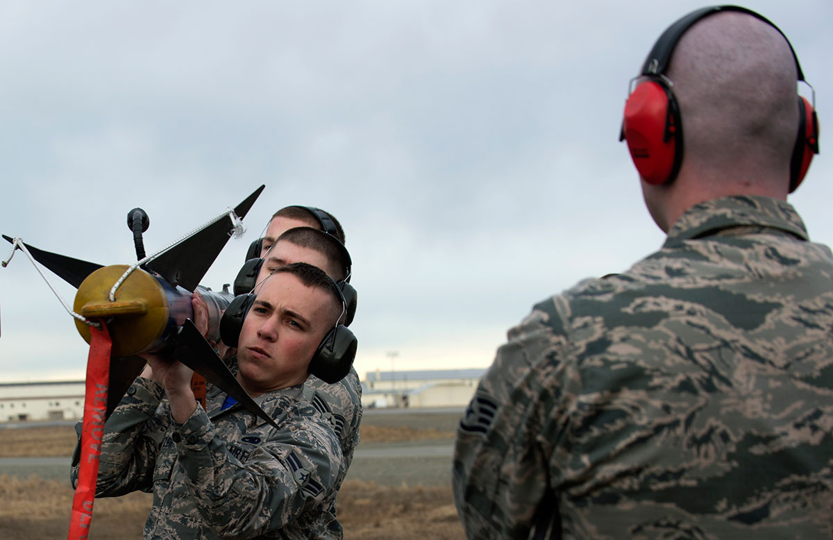 F-22 Raptor load crew competition > Joint Base Elmendorf-Richardson > News