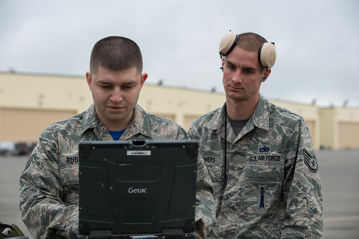 F-22 Raptor load crew competition > Joint Base Elmendorf-Richardson > News