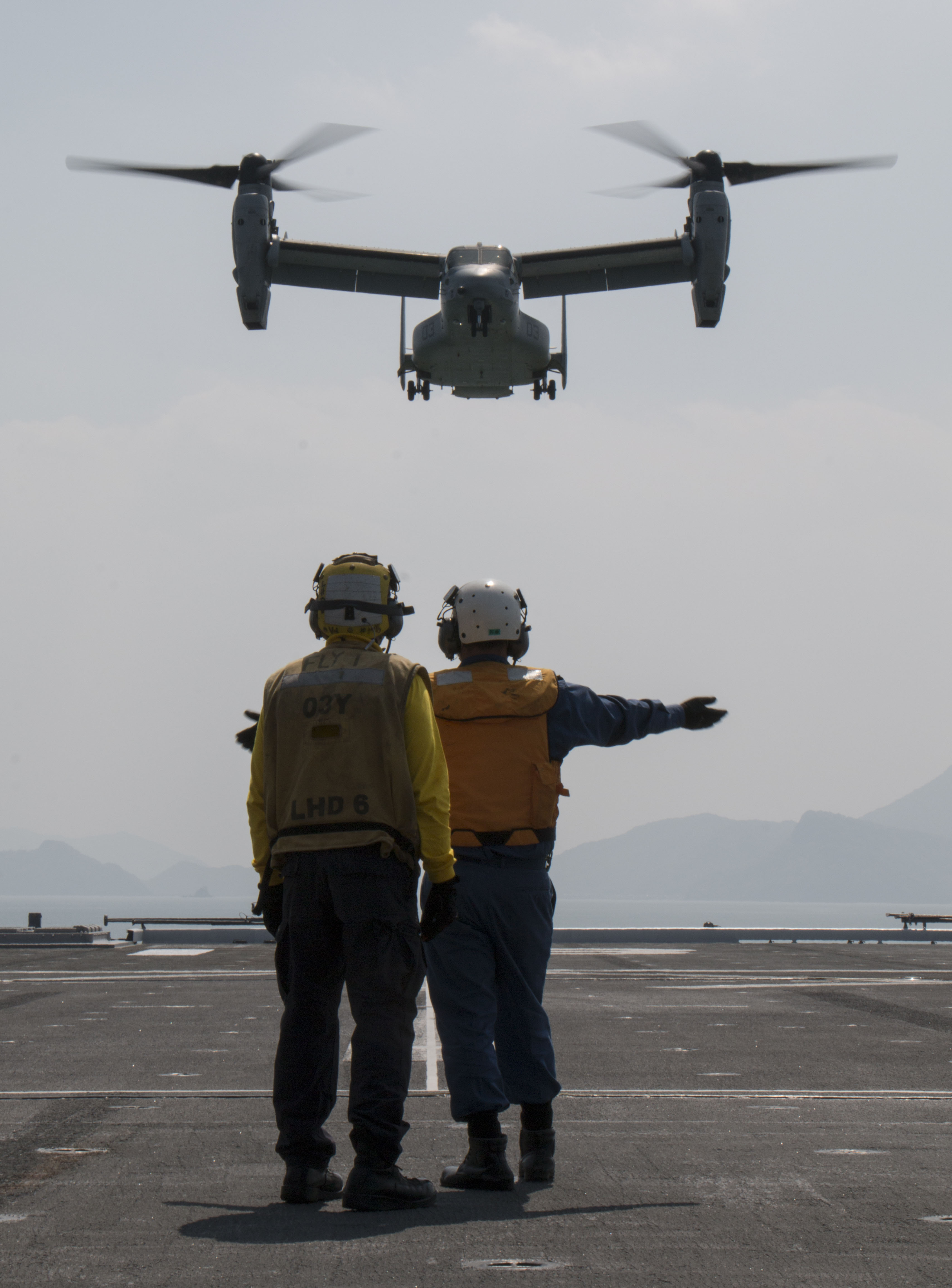 Bonhomme Richard Sailors Assist JS Hyuga Crew in Earthquake Relief ...