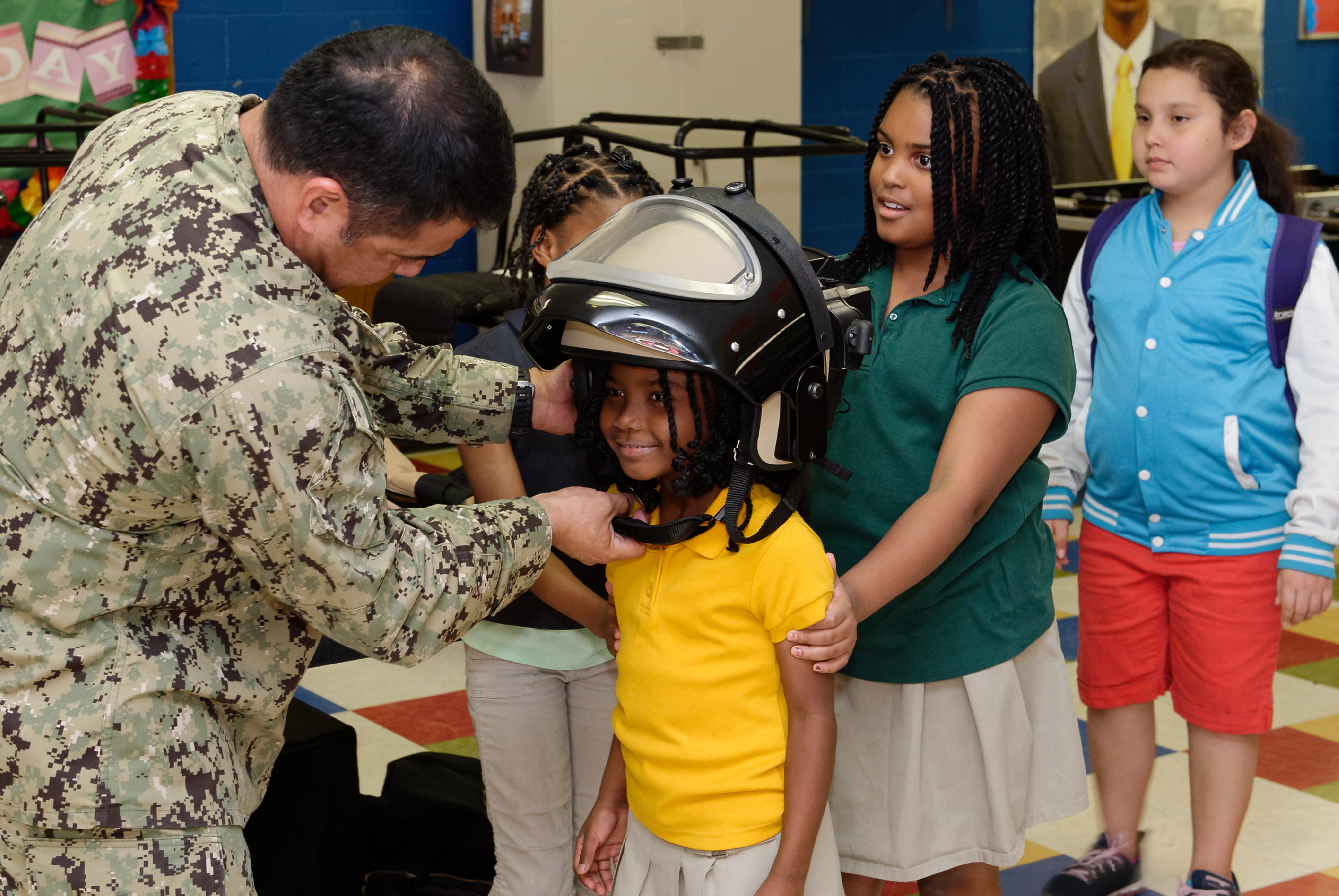 Navy Week Kicks Off in Roanoke, VA > United States Navy > display ...