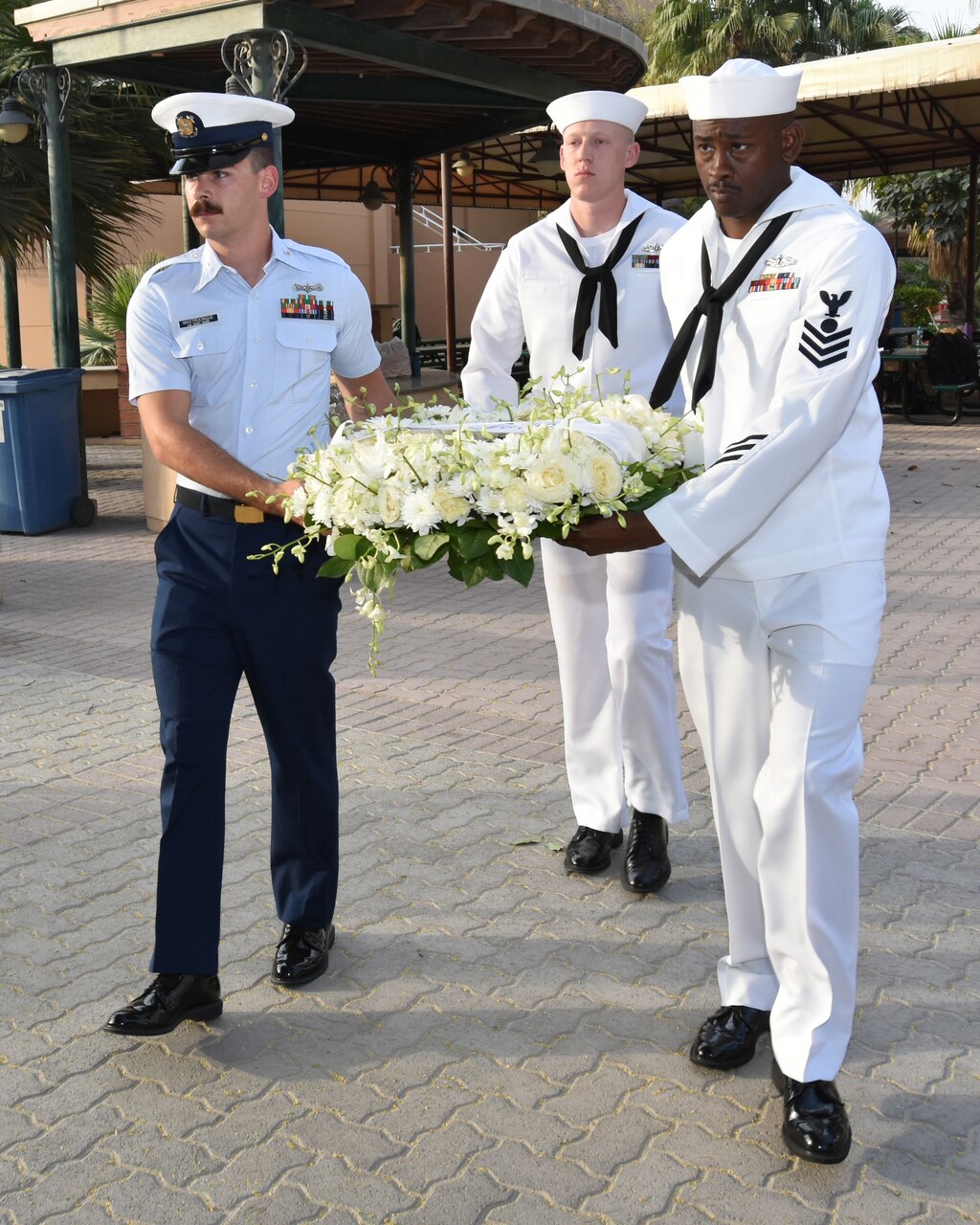 Firebolt's Crew Remembers Fallen Shipmates > United States Navy > News ...