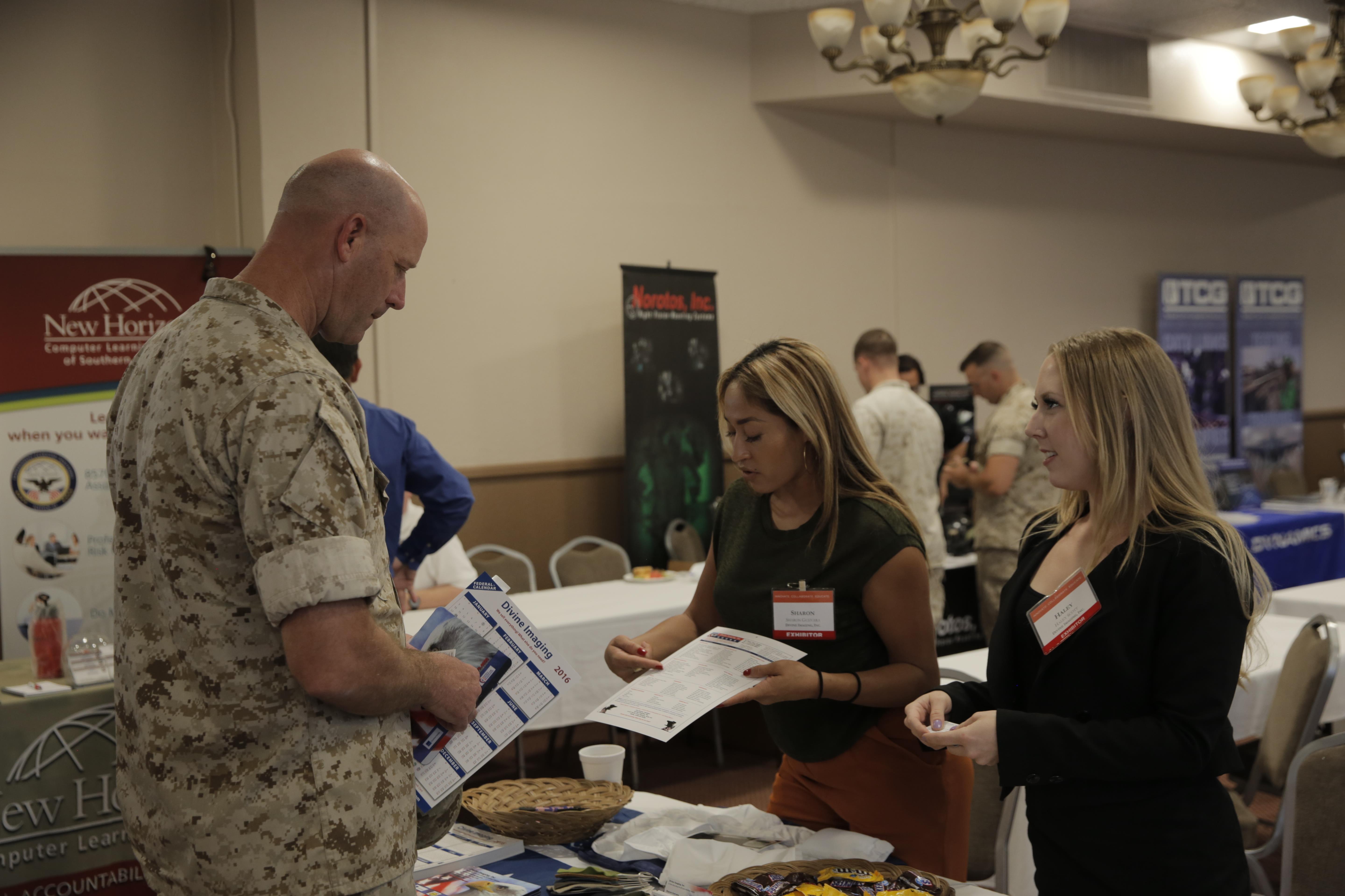 Marines peer into future at tech expo > Marine Corps Air Ground Combat ...