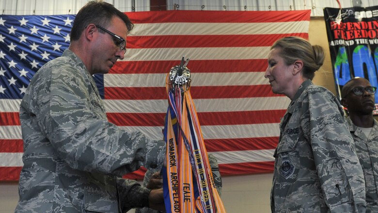 11 IS takes on 1 SOW heritage > Hurlburt Field > Article Display