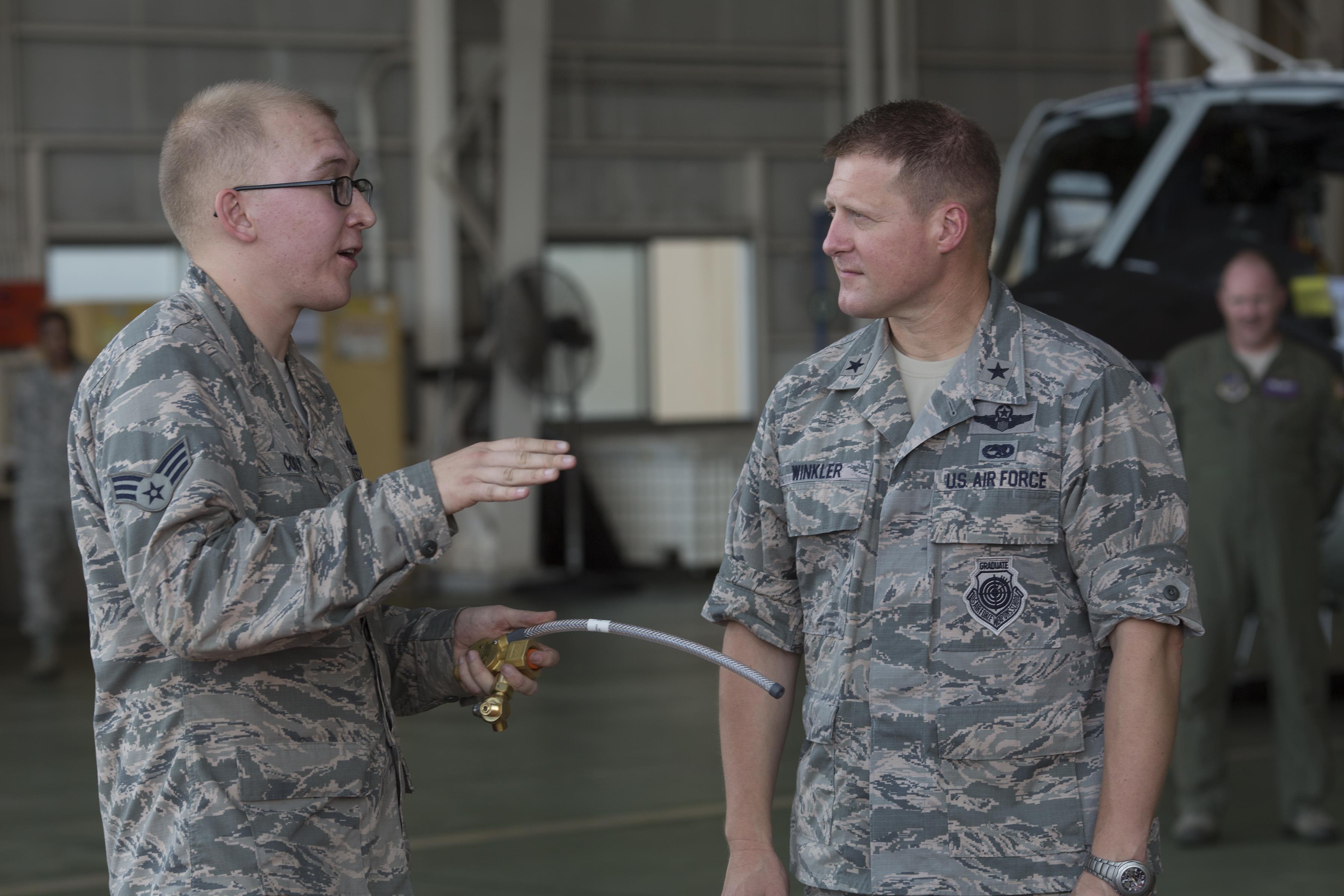 Yokota welcomes new 5AF leadership > 5th Air Force > Article Display