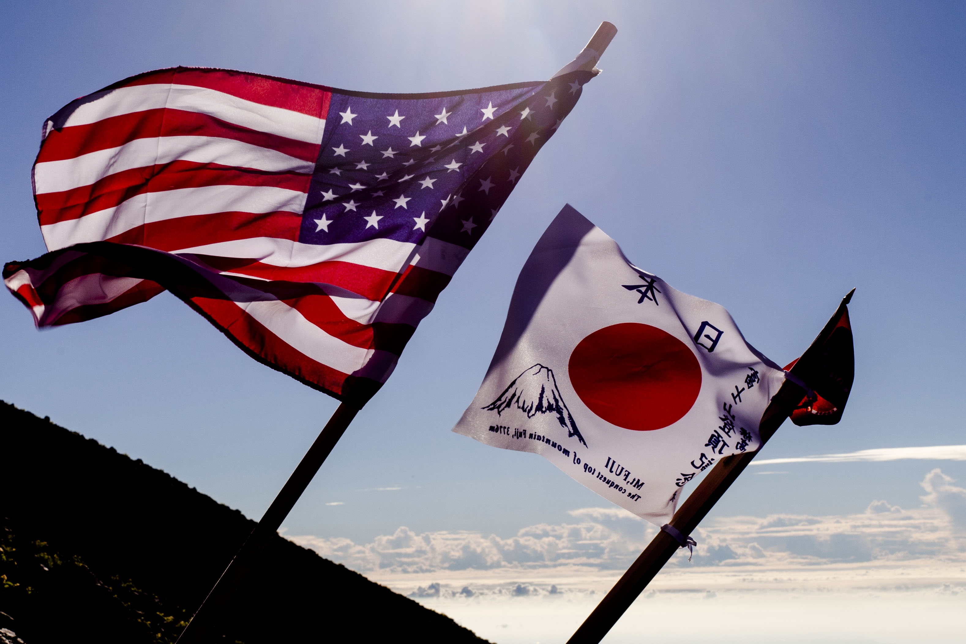 MWSS-171 conquers Mount Fuji, holds mess night > Marine Corps Air ...