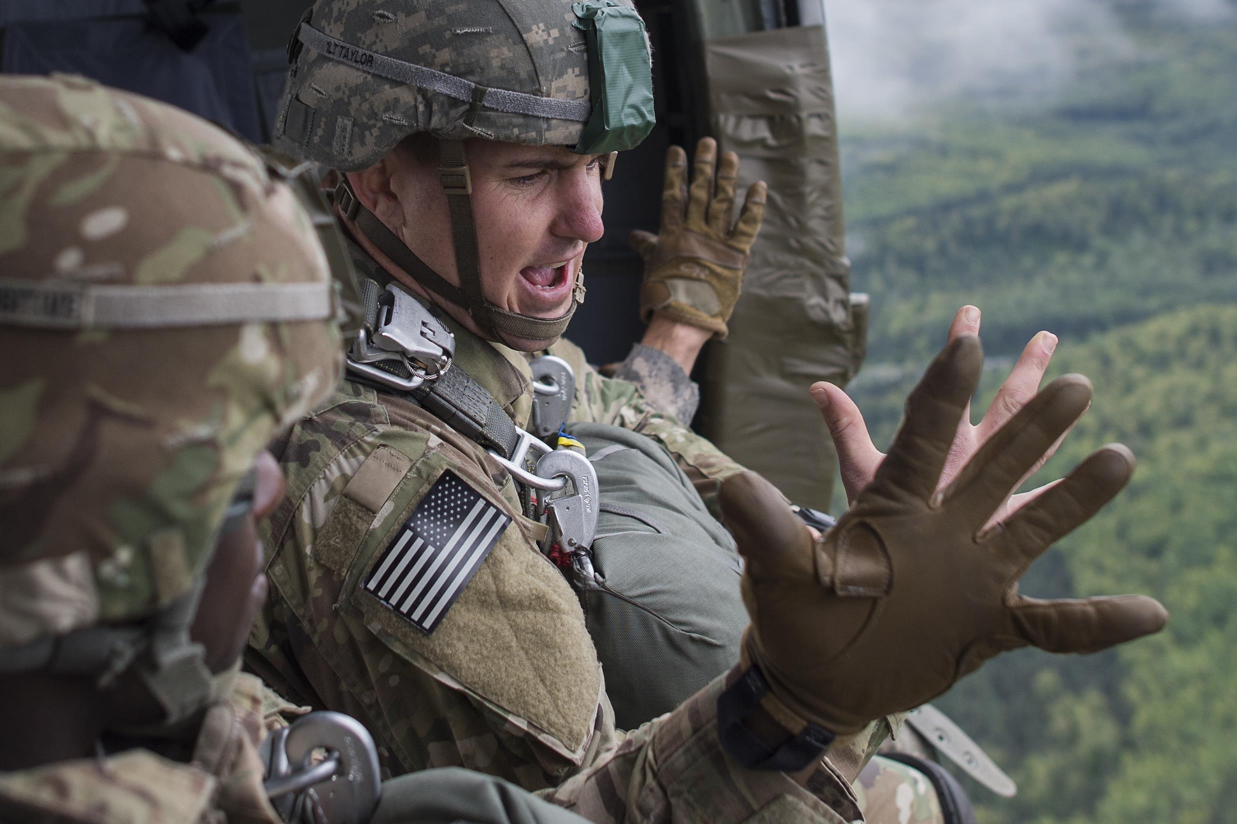 Bravo Company, 1st Battalion (Airborne), 143rd Infantry Regiment ...