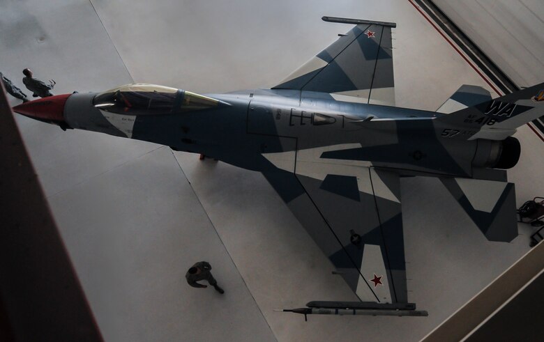 Aggressor’s new paint scheme resembles real-world threats > U.S. Air ...