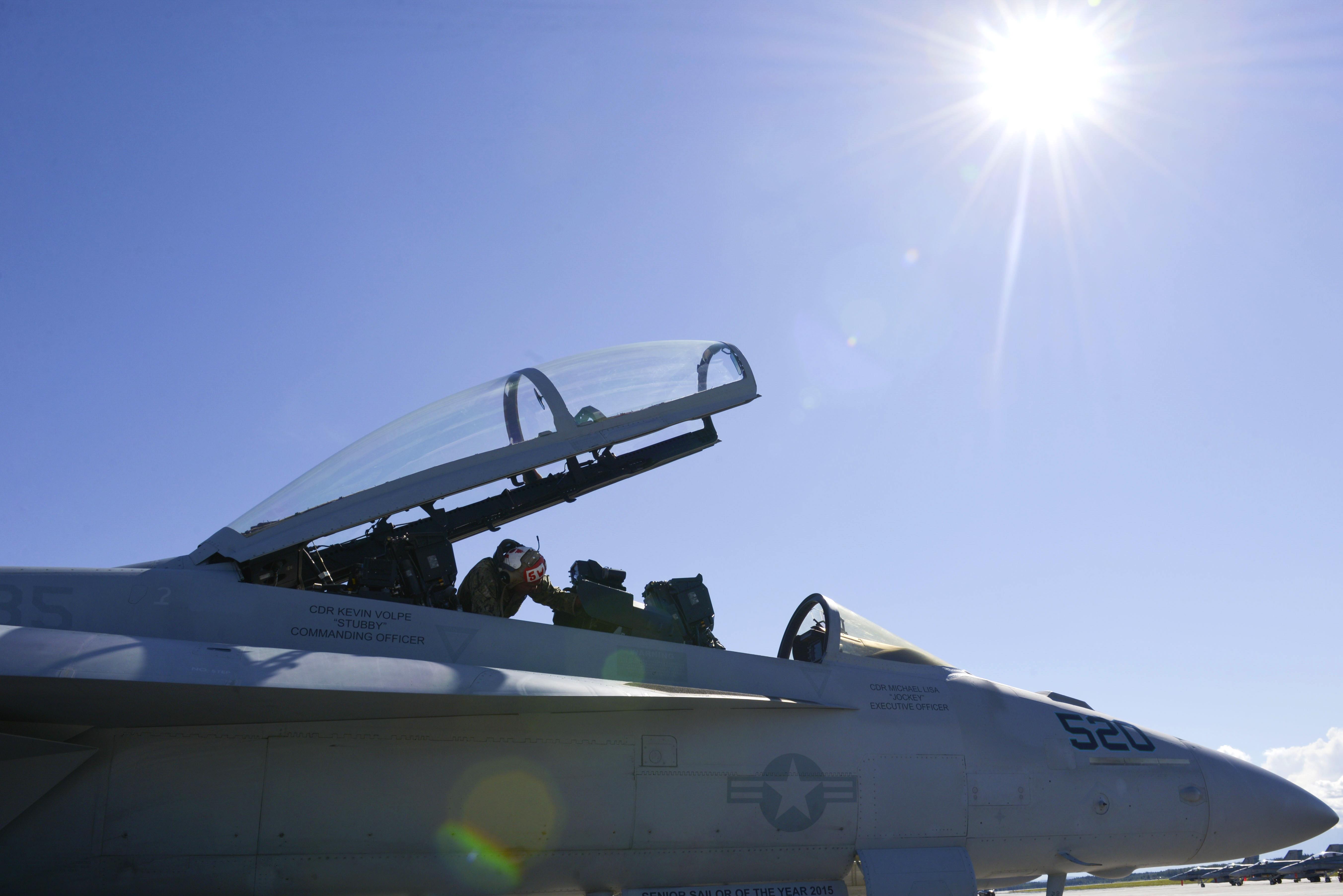 VAQ-135 prepares for fight at RF-A 16-3 > Eielson Air Force Base > Display