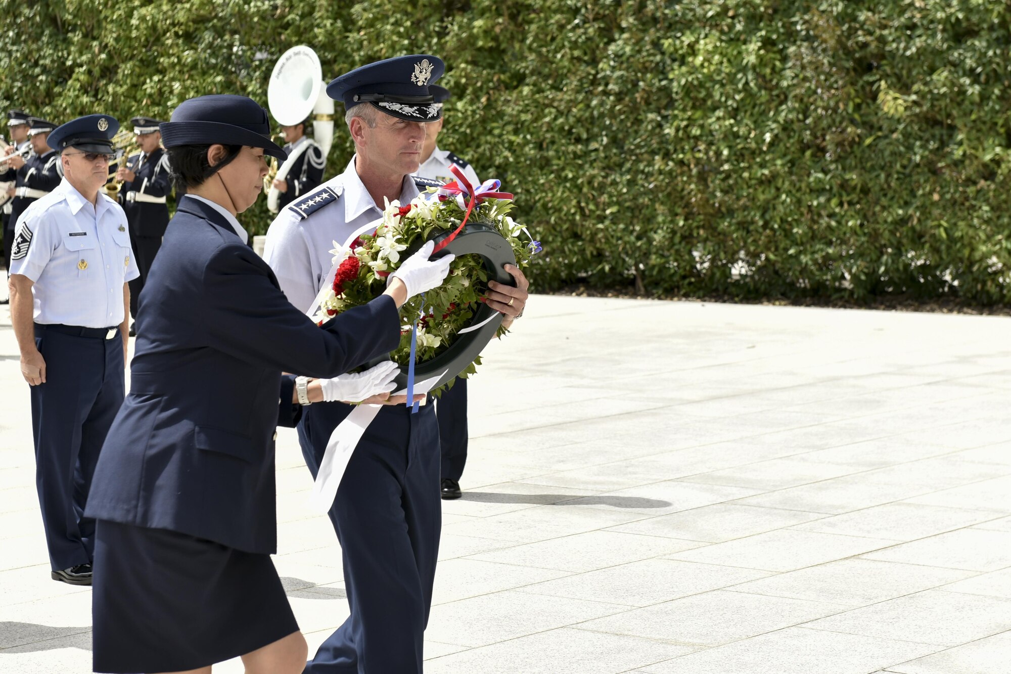 PACAF commander visits Team Yokota > Yokota Air Base > Article Display