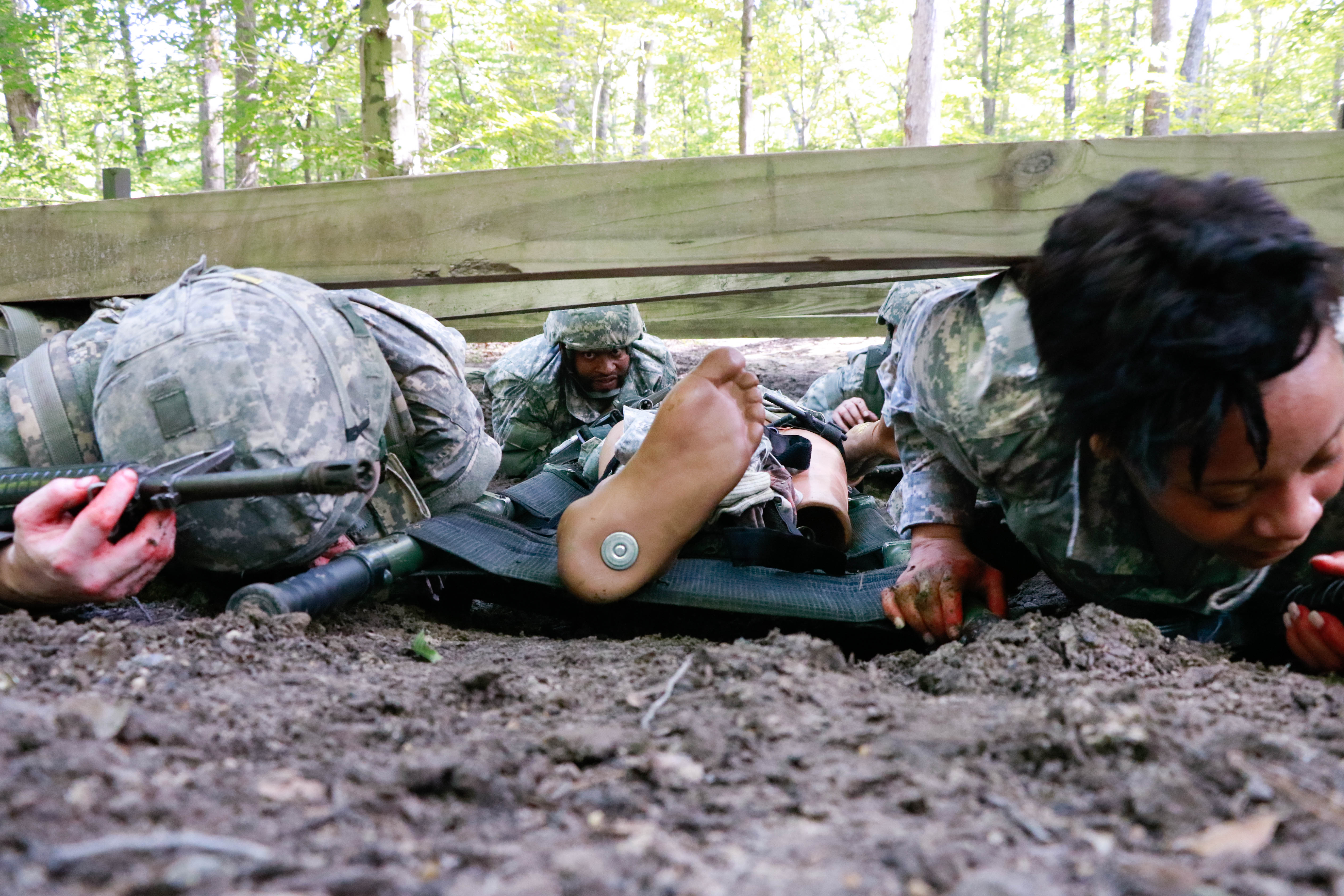 7th (TBX) learns lifesaving skills
