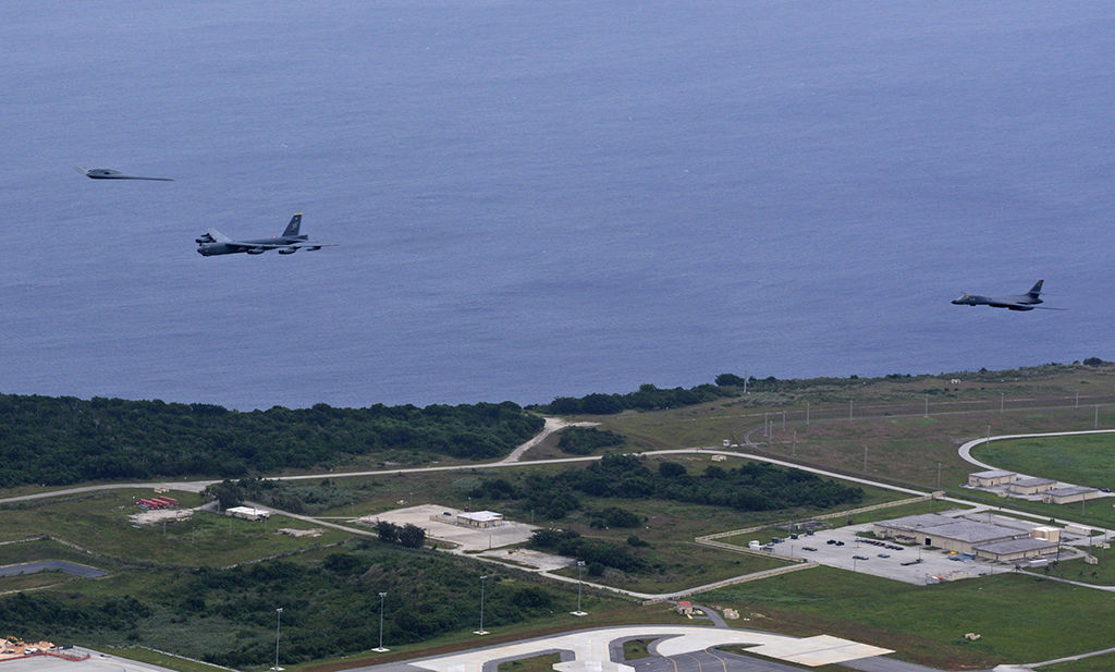 Bombers Participate in First Integrated Bomber Operation in U.S ...