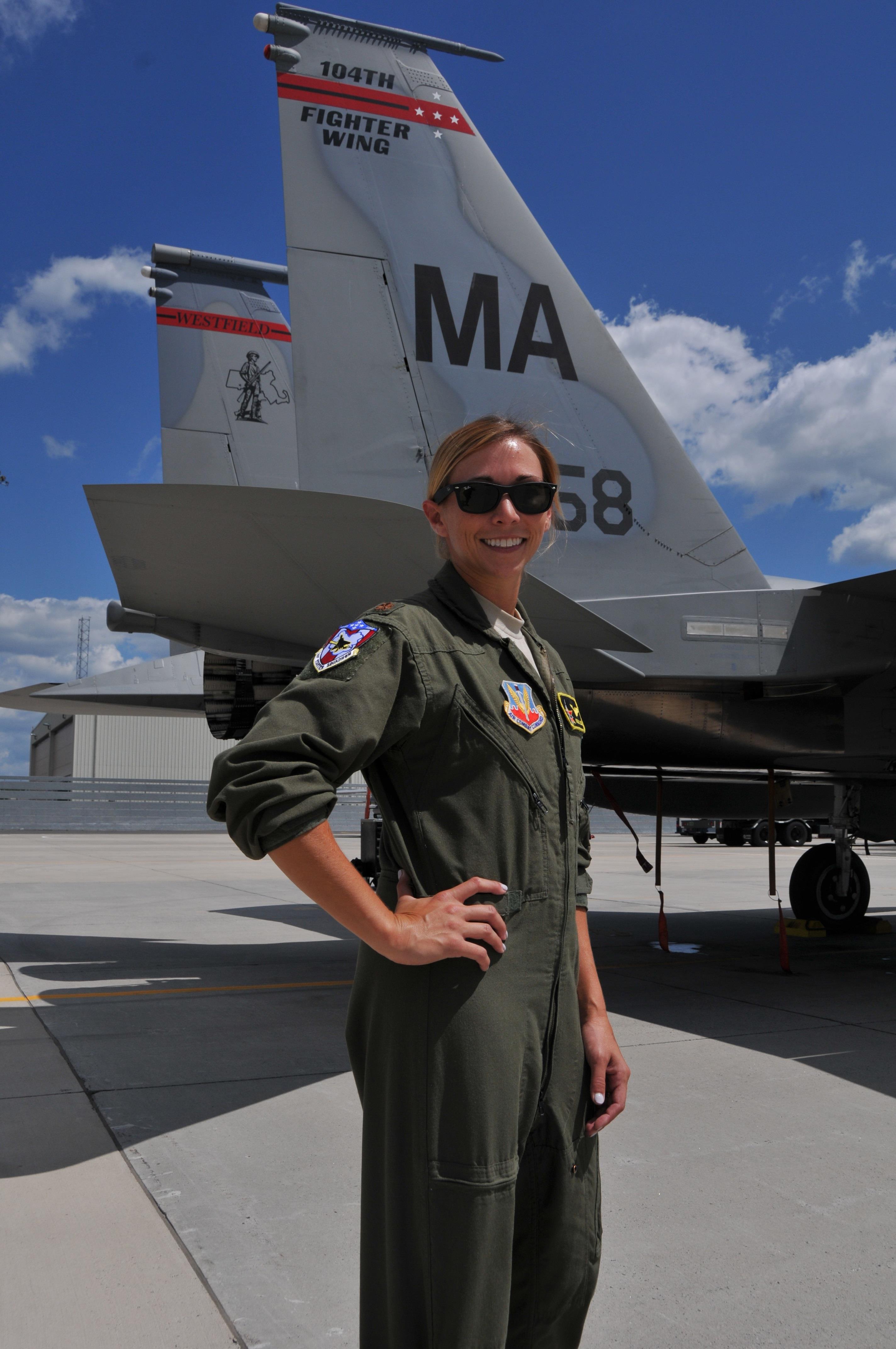 Female Fighter Pilot continues family legacy > CONR-1AF (AFNORTH ...